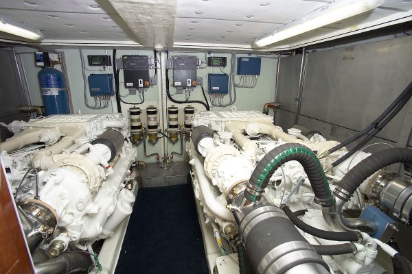 2004 VZ vz68 Flybridge for sale - YachtWorld