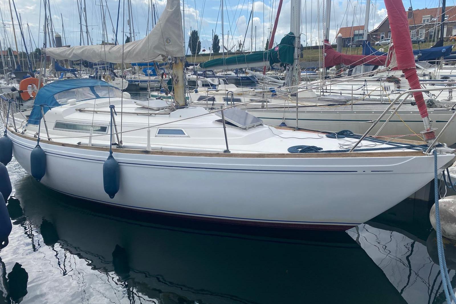 Nicholson 31 | 1977 | 9m | Boatshop24