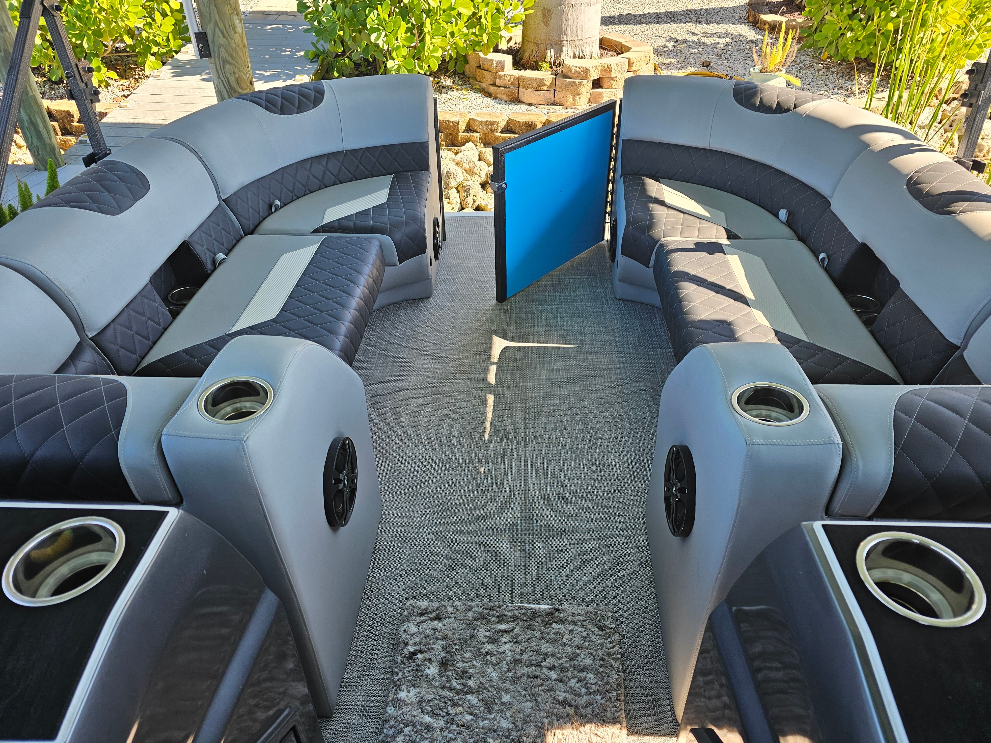 2025 Massimo Marine T-25 ULTRA Lounger Tritoon Bateaux ponton à vendre ...