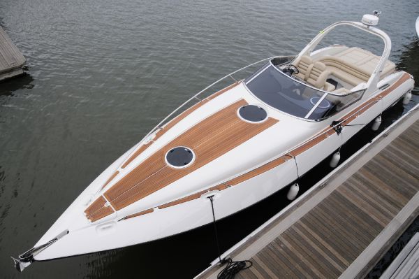 2009 Hunton RS43 Cruiser for sale - YachtWorld