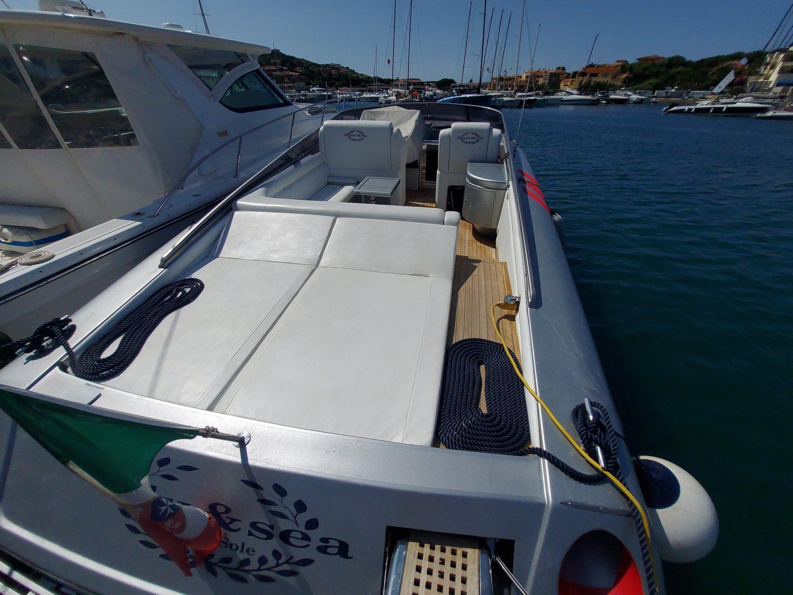 2000 Magnum 44 Express Cruiser for sale - YachtWorld