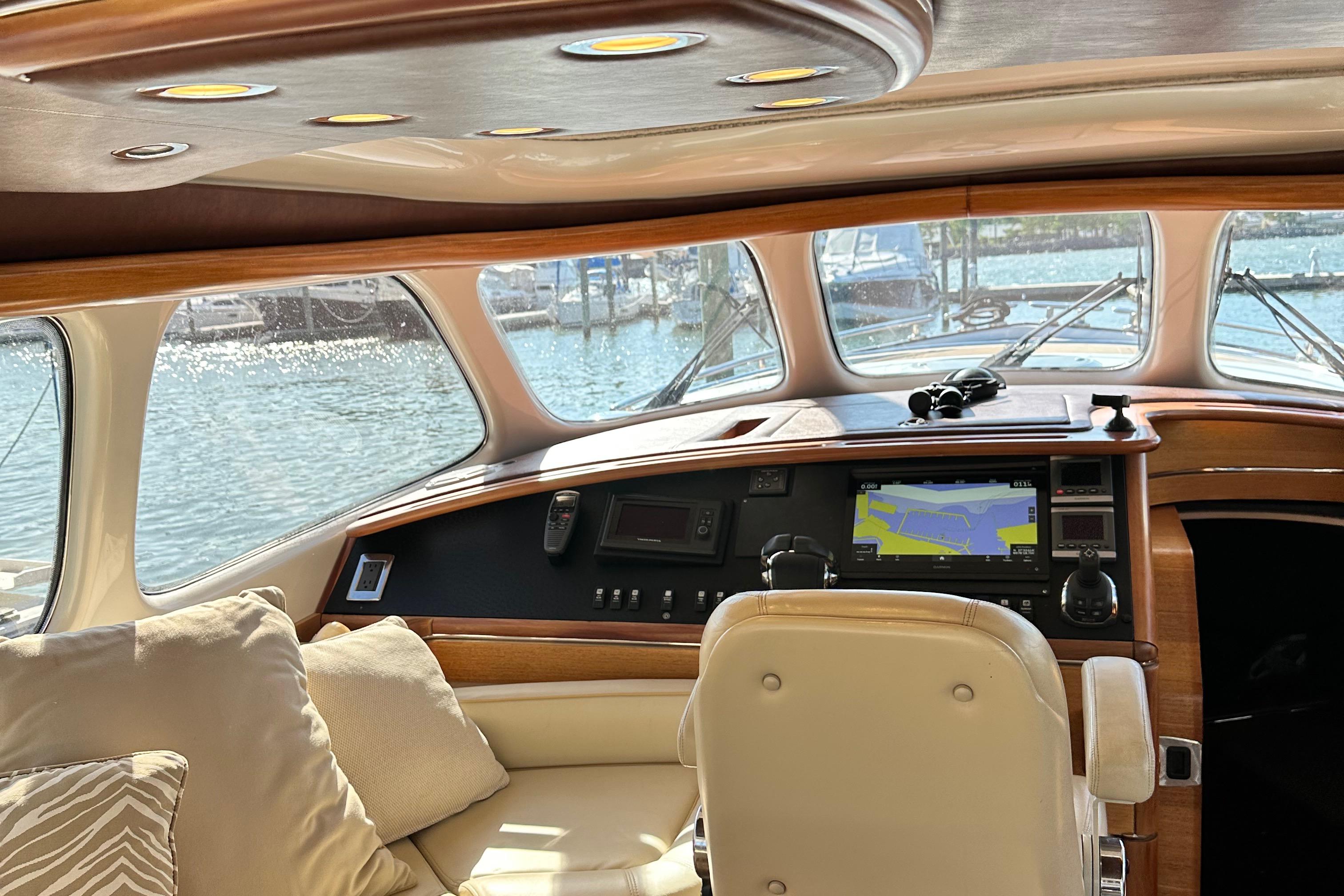 2012 Zeelander 44 Express Cruiser for sale - YachtWorld