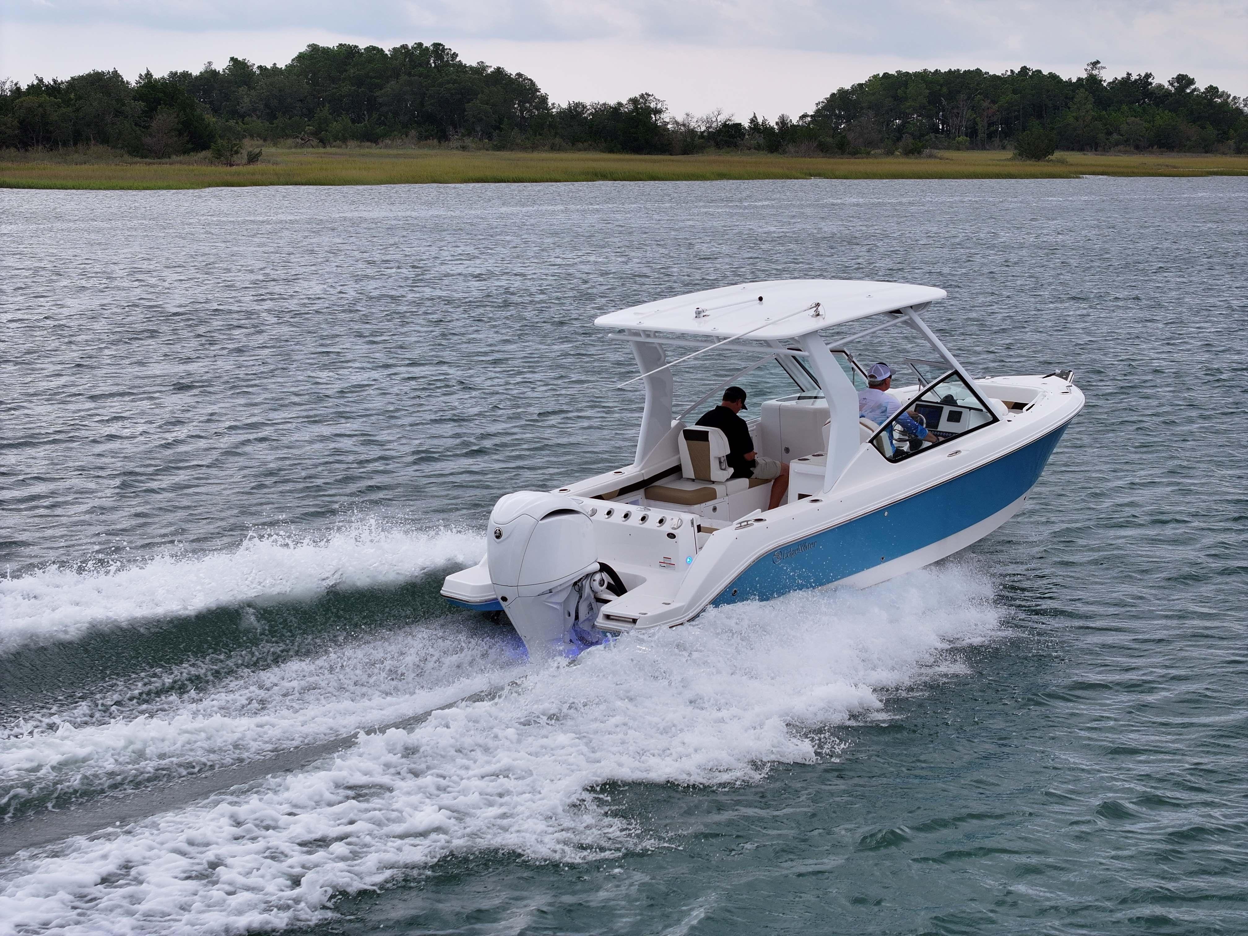 2023 Edgewater 230CX Dual Console Boote Kaufen - YachtWorld