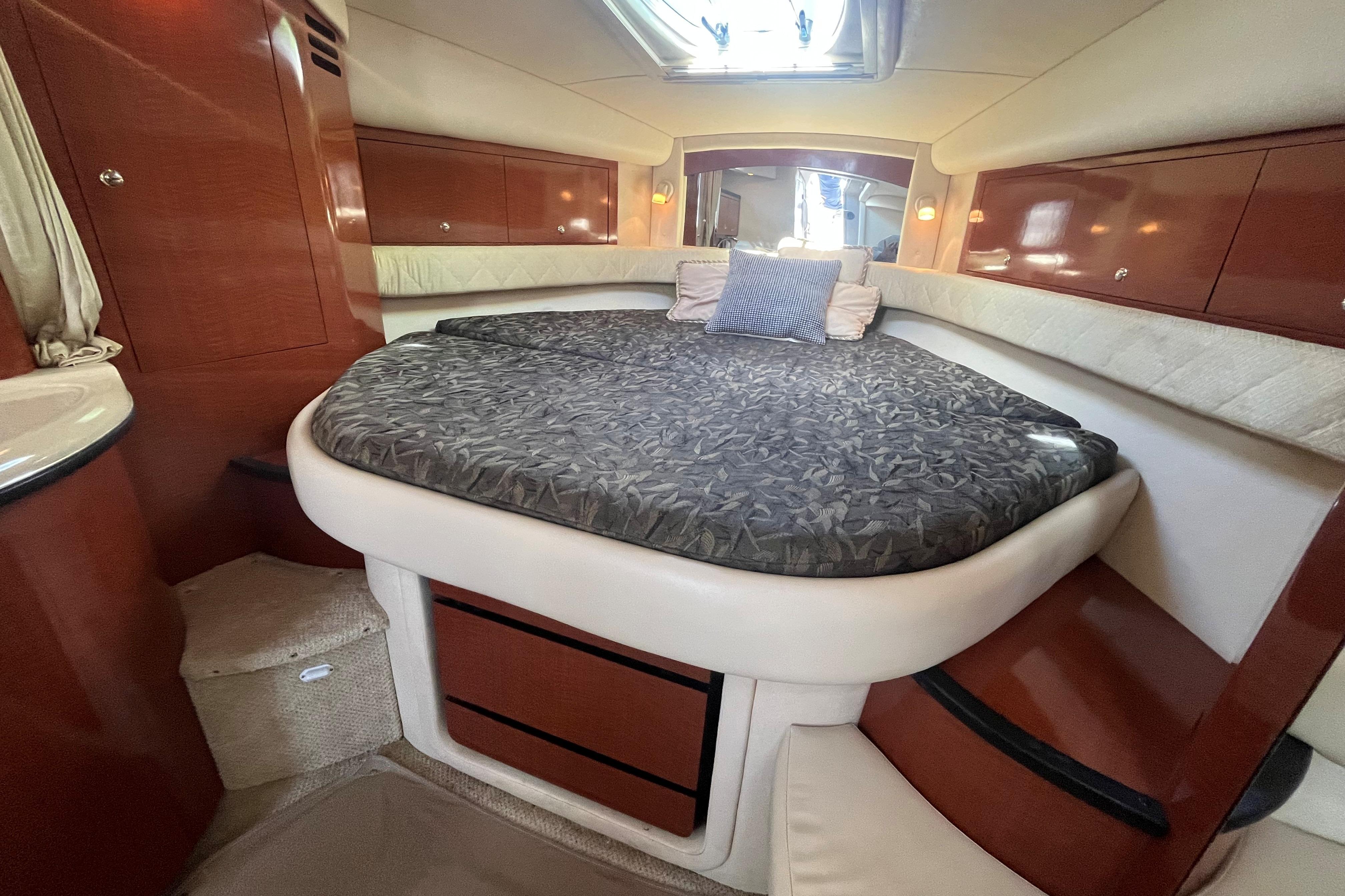 2004 Sea Ray 340 Sundancer Motorcruiser Kaufen - YachtWorld