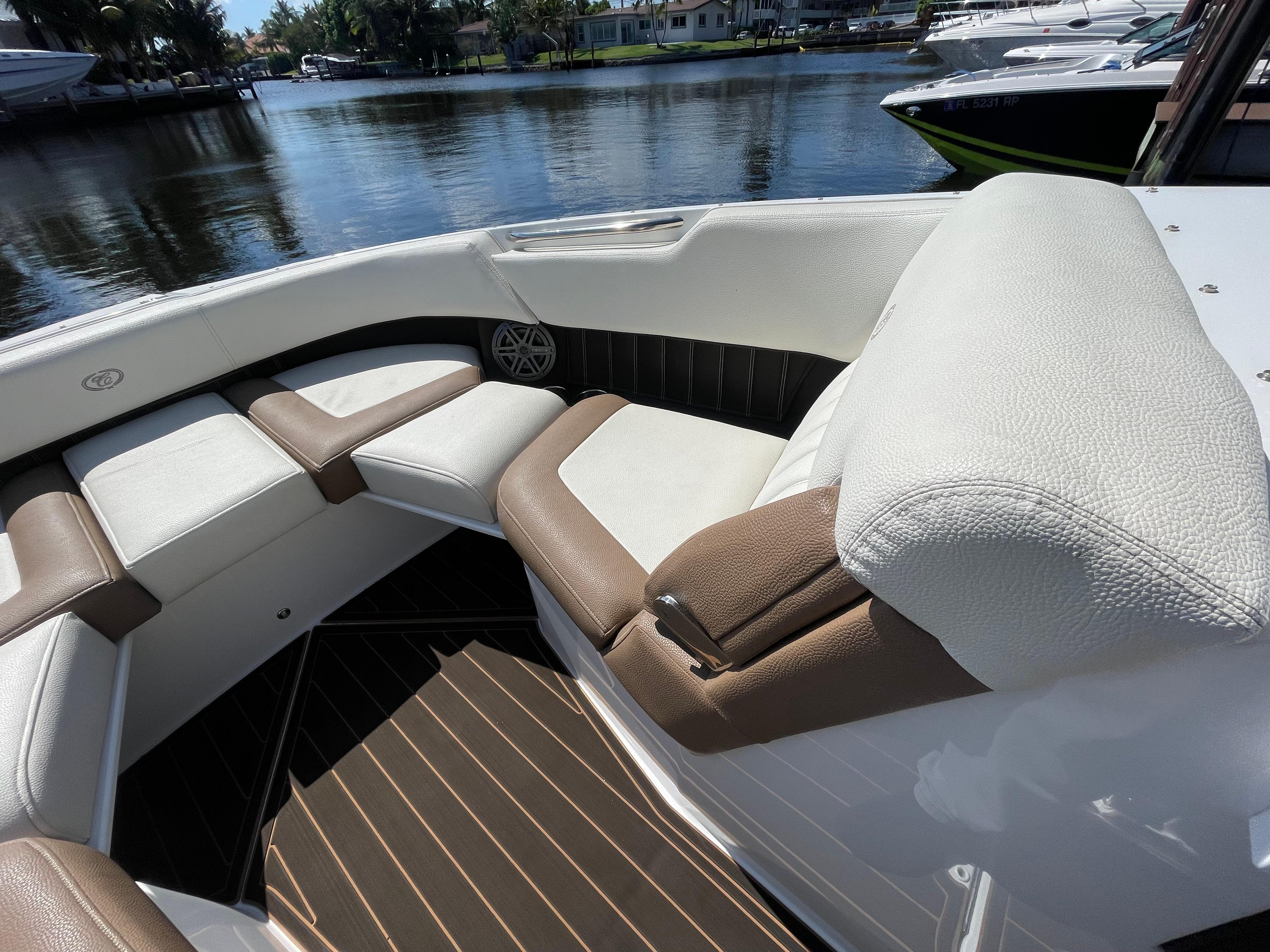 2019 Cobalt 23SC Bowrider for sale - YachtWorld