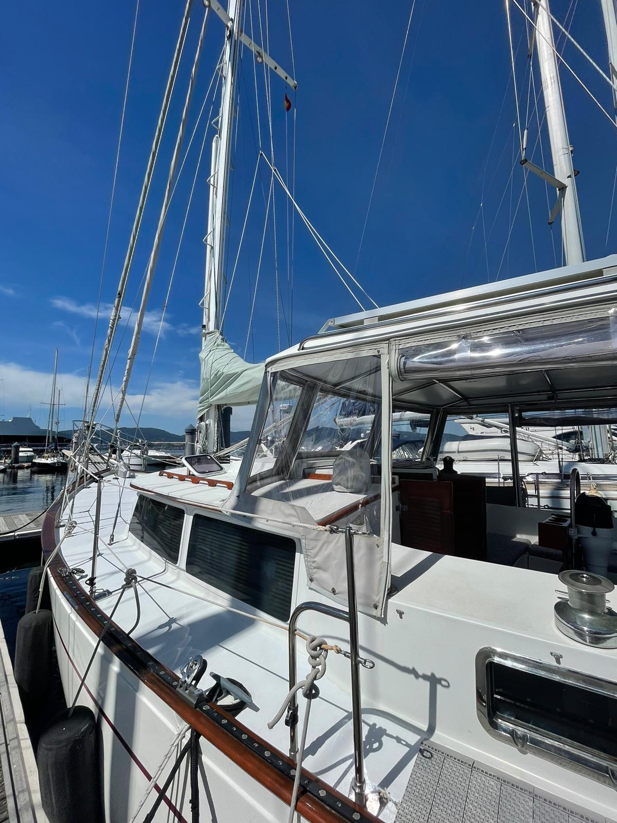 1978 Islander Freeport Ketch for sale - YachtWorld