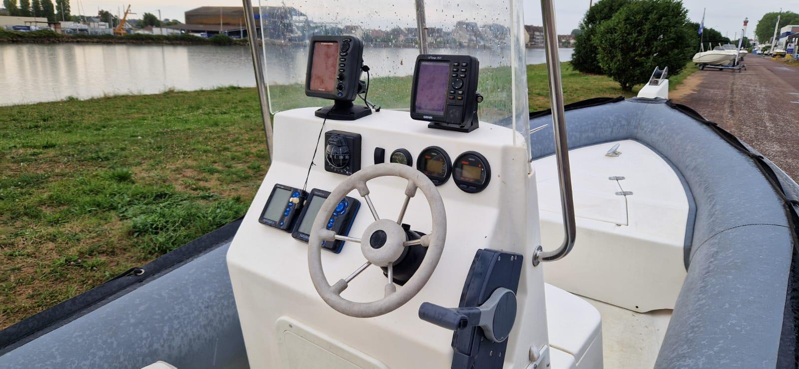 2005 Zeppelin Inflatables COMMAND 22 V PRO RIB Rigid Sports Inflatables ...