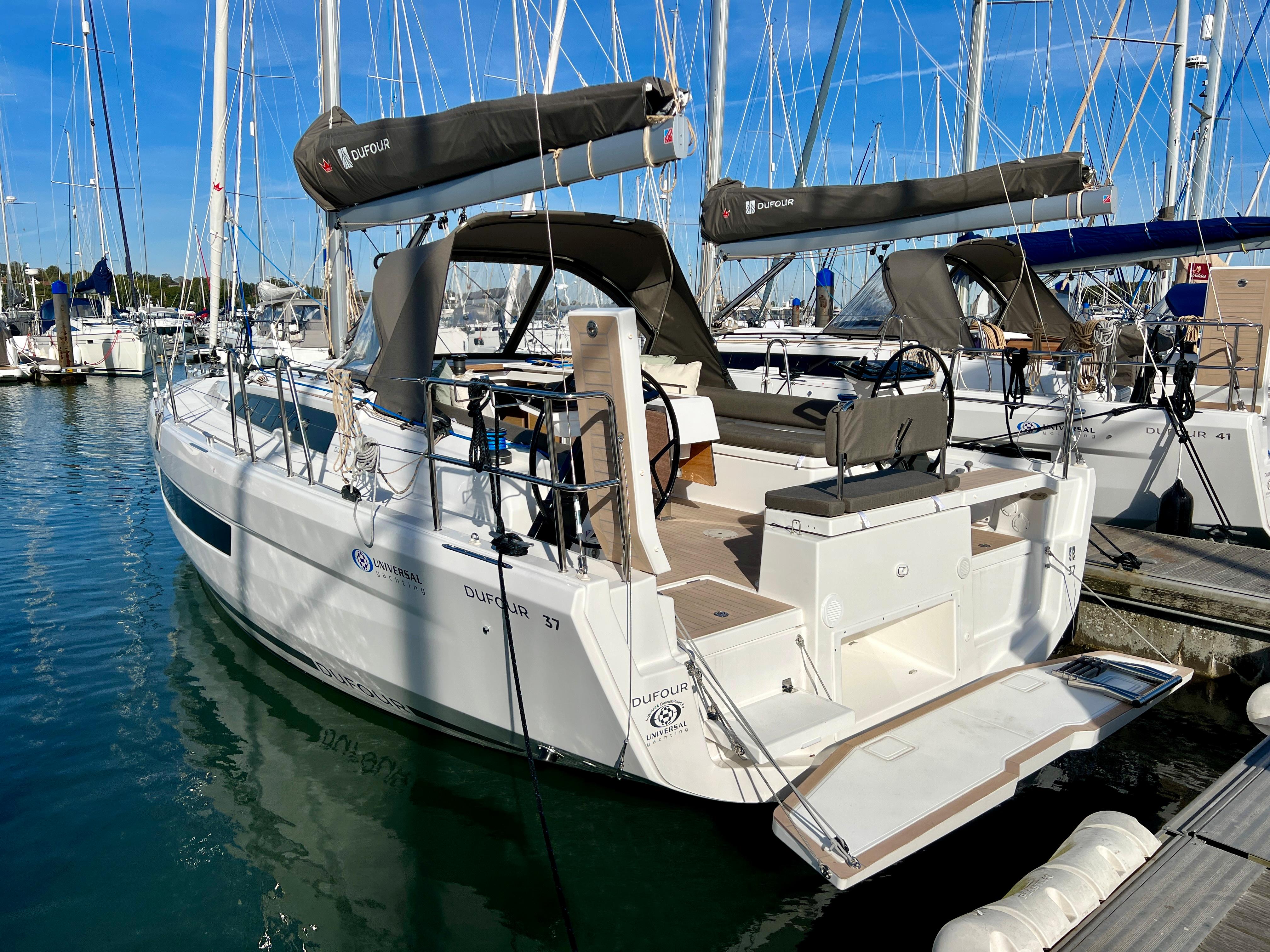 2024 Dufour 37 Cruiser for sale - YachtWorld