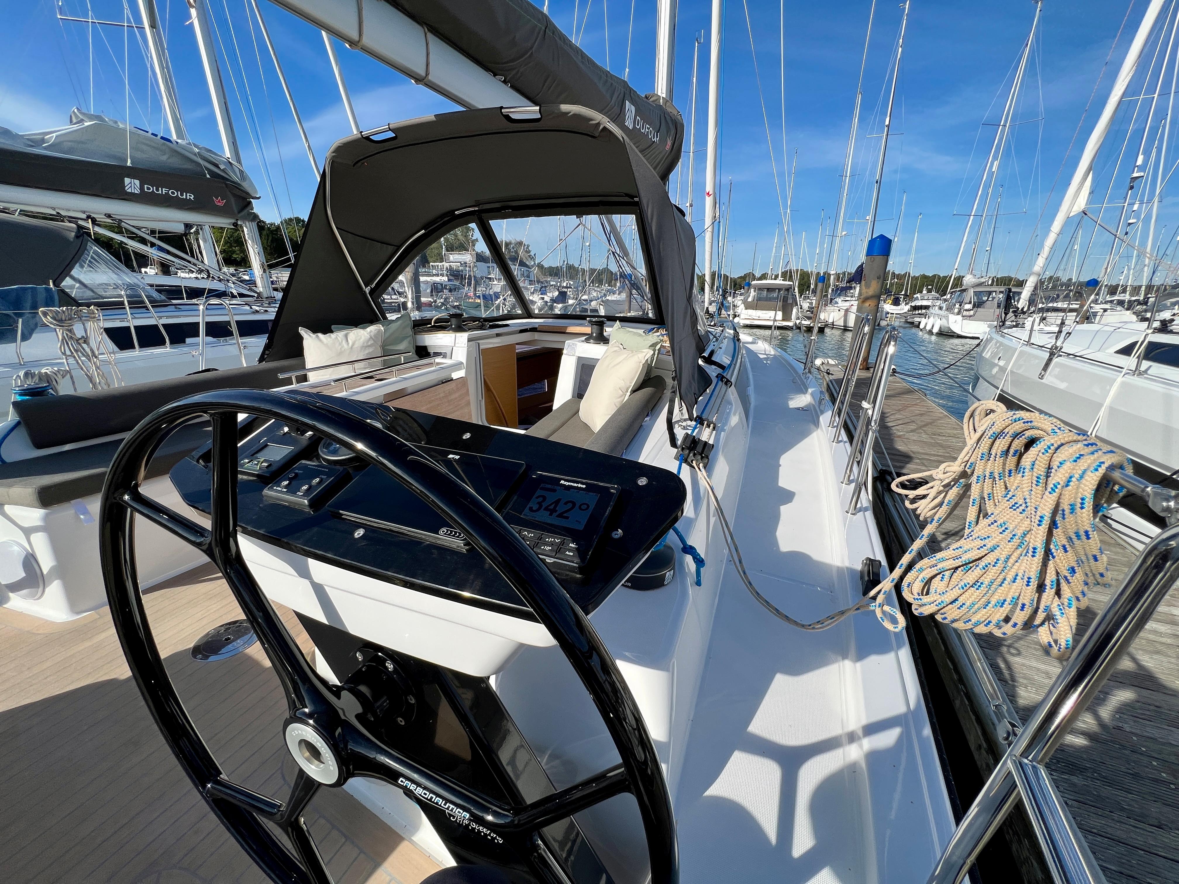 2024 Dufour 37 Cruiser for sale - YachtWorld