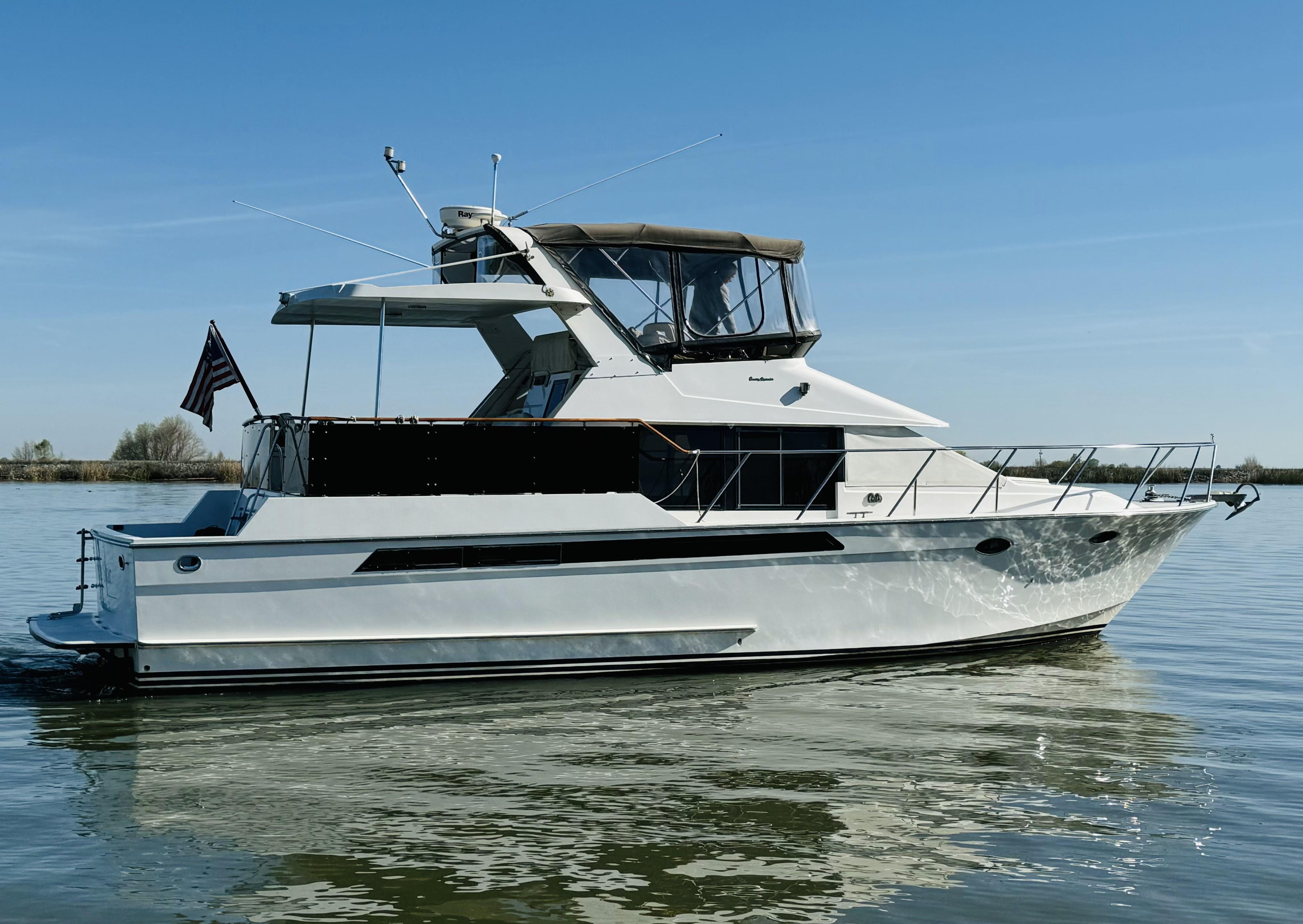 1991 Ocean Alexander 440 Sundeck CPMY Motor Yachts for sale - YachtWorld