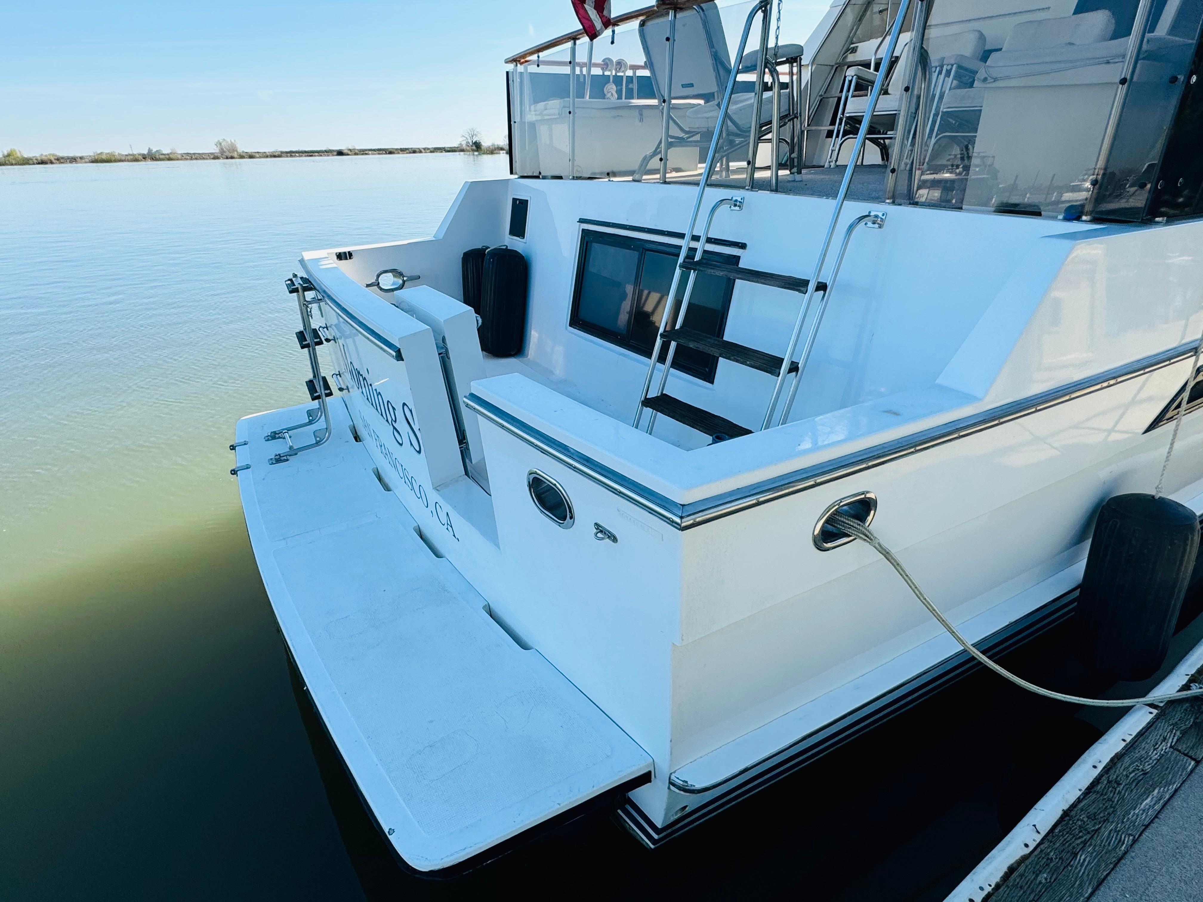 1991 Ocean Alexander 440 Sundeck CPMY Motor Yachts for sale - YachtWorld