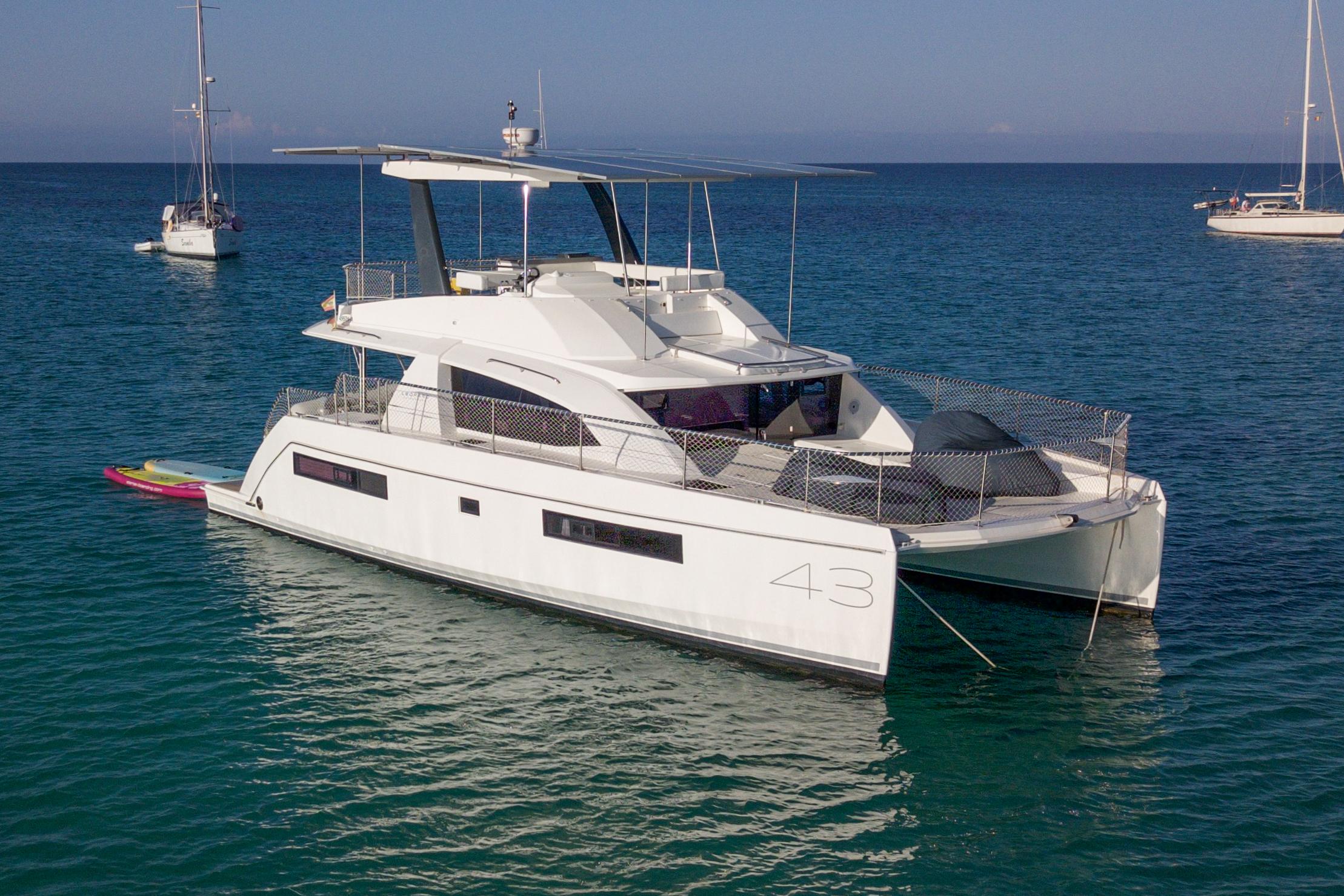 2021 Leopard 43 Powercat Power Catamaran for sale - YachtWorld