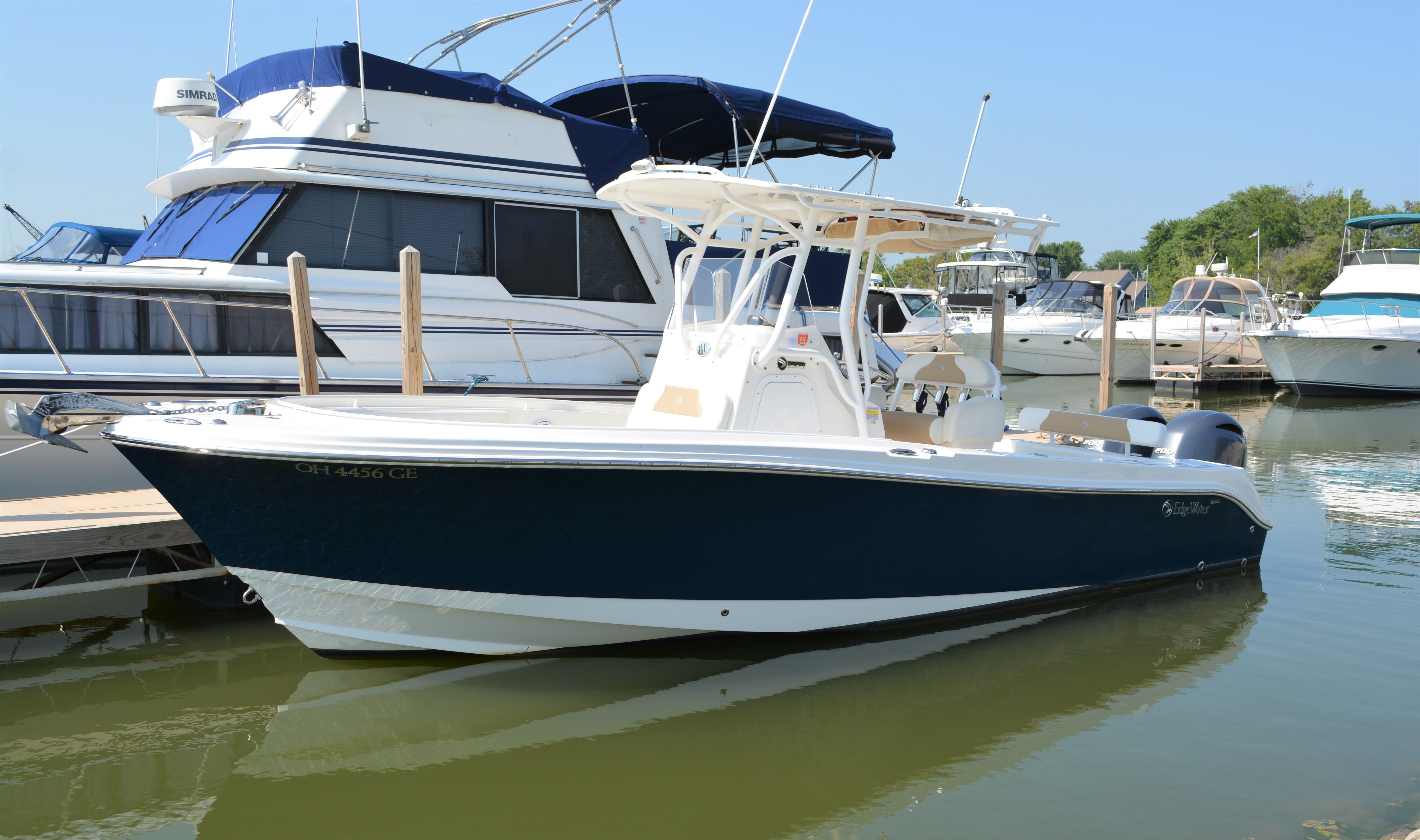 2017 Edgewater 245CC Centre Console for sale - YachtWorld