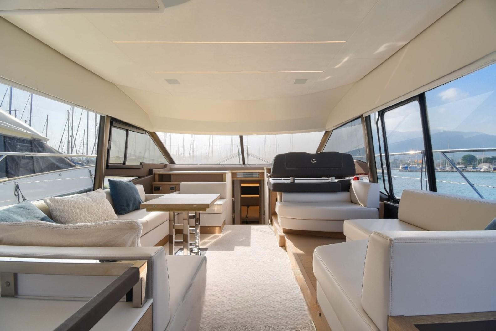 2021 Prestige PRESTIGE 590 FLY Cruiser for sale - YachtWorld