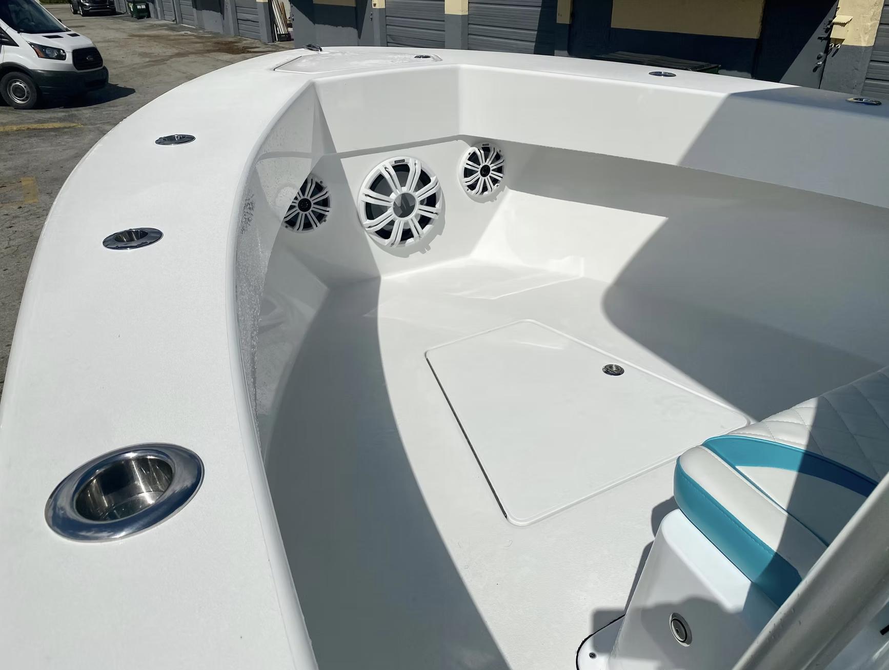 2026 Reef Runner 230 Center Console for sale - YachtWorld