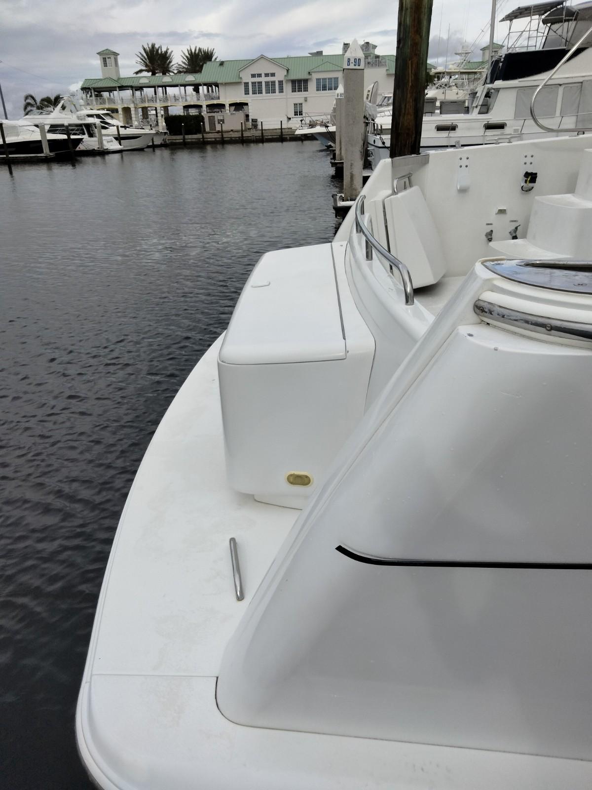 1997 Carver 500 Cockpit Motor Yacht Yates a motor en venta - YachtWorld