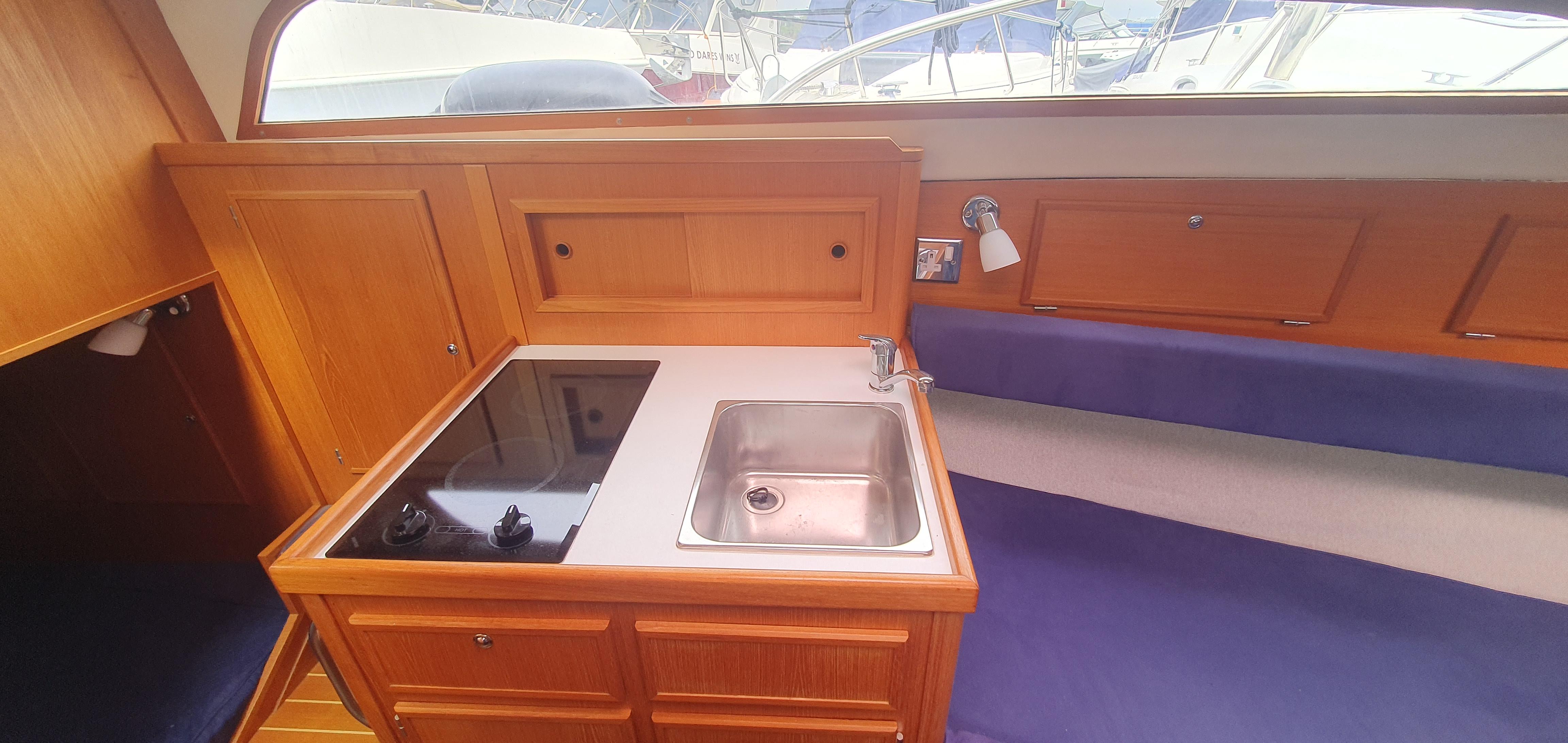 2006 Swordsman 30 Motor Yachts for sale - YachtWorld