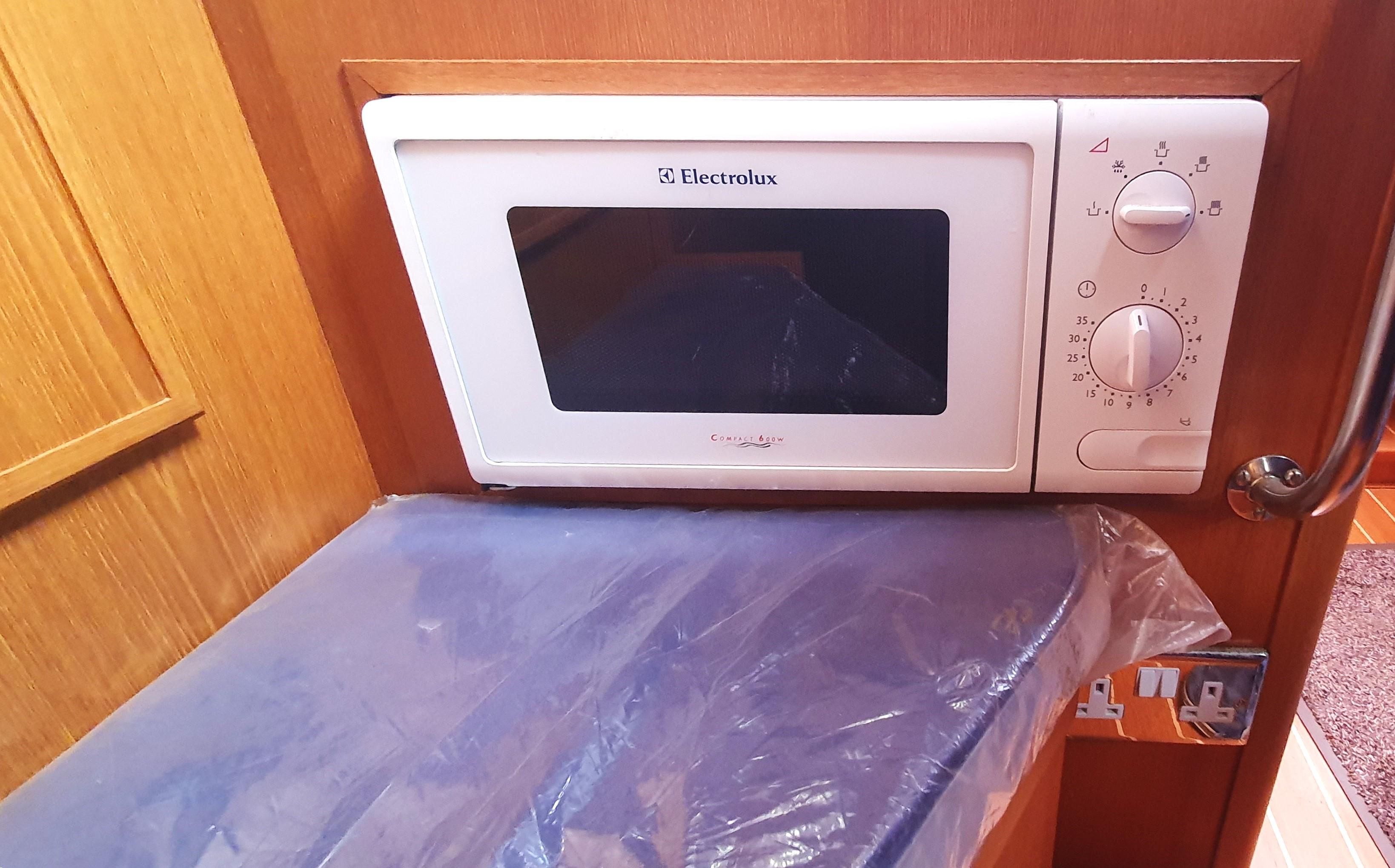 2006 Swordsman 30 Motor Yachts for sale - YachtWorld