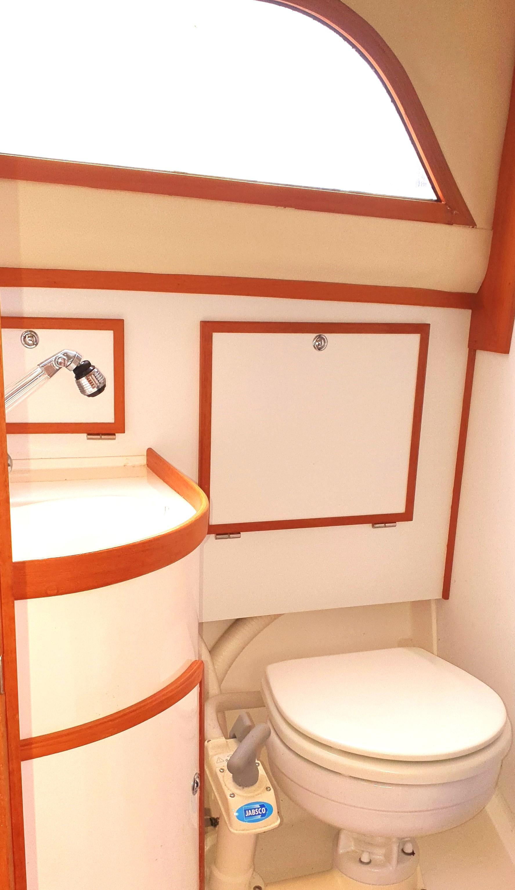 2006 Swordsman 30 Motor Yachts for sale - YachtWorld