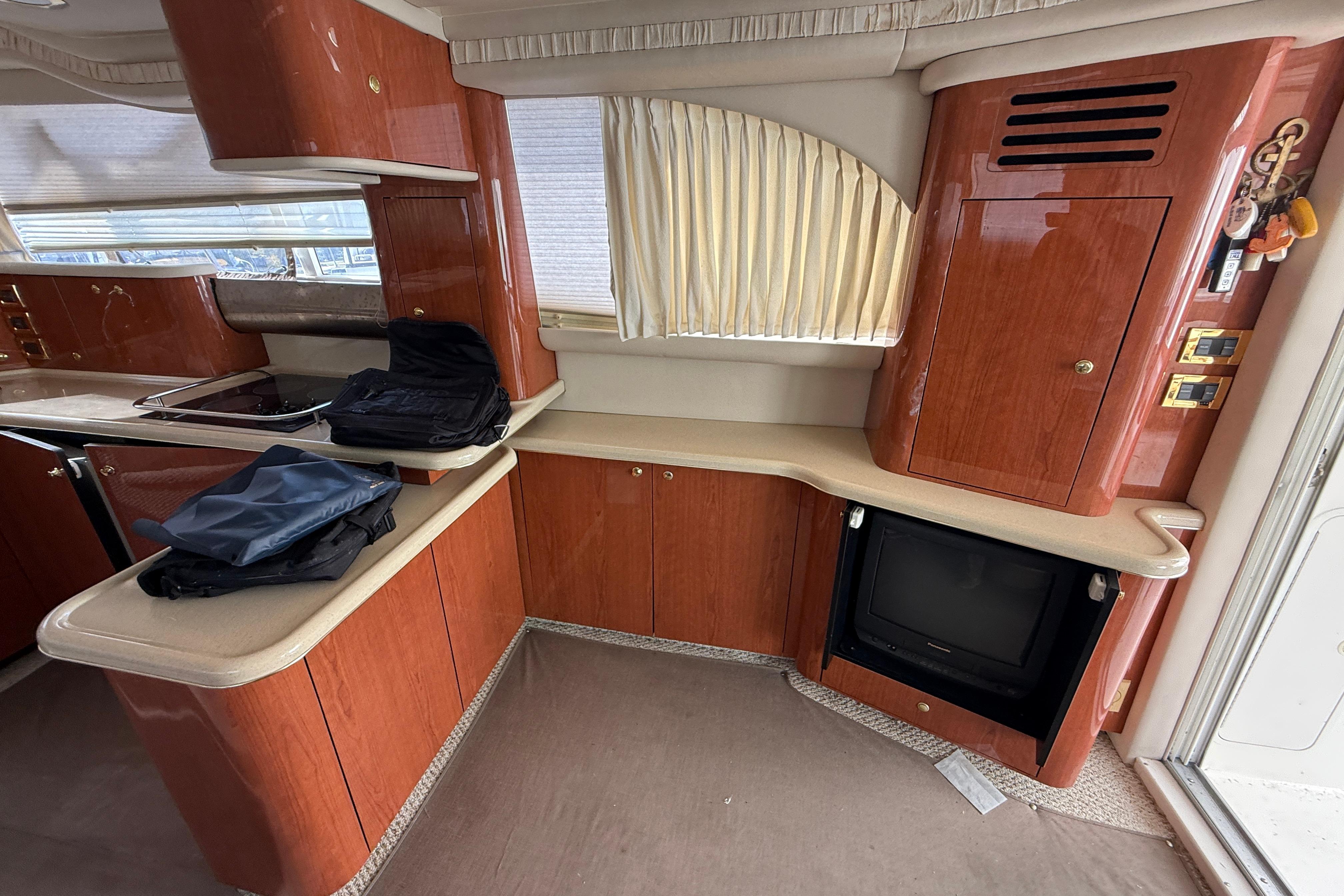 1998 Sea Ray 480 Sedan Bridge Flybridge Boot Kaufen - YachtWorld