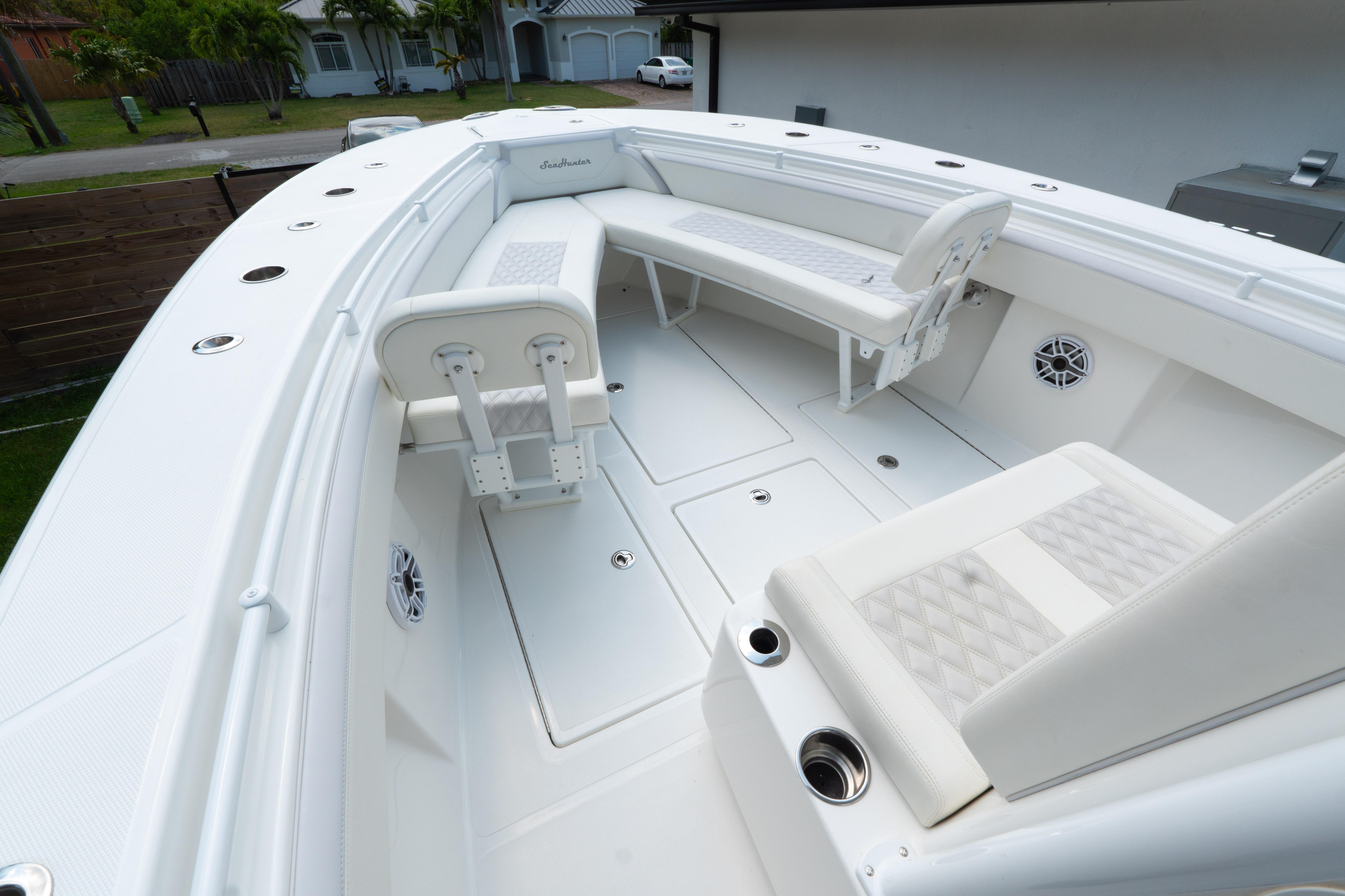 2022 SeaHunter 31 Tournament Centre Console for sale - YachtWorld