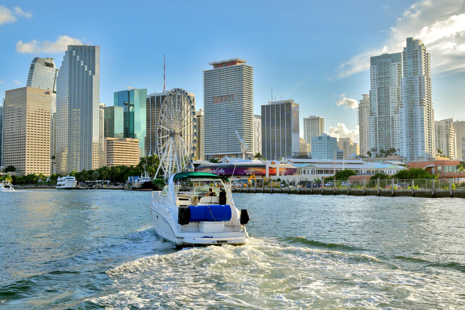 2003 Maxum 3500 SY Motor Yachts for sale - YachtWorld