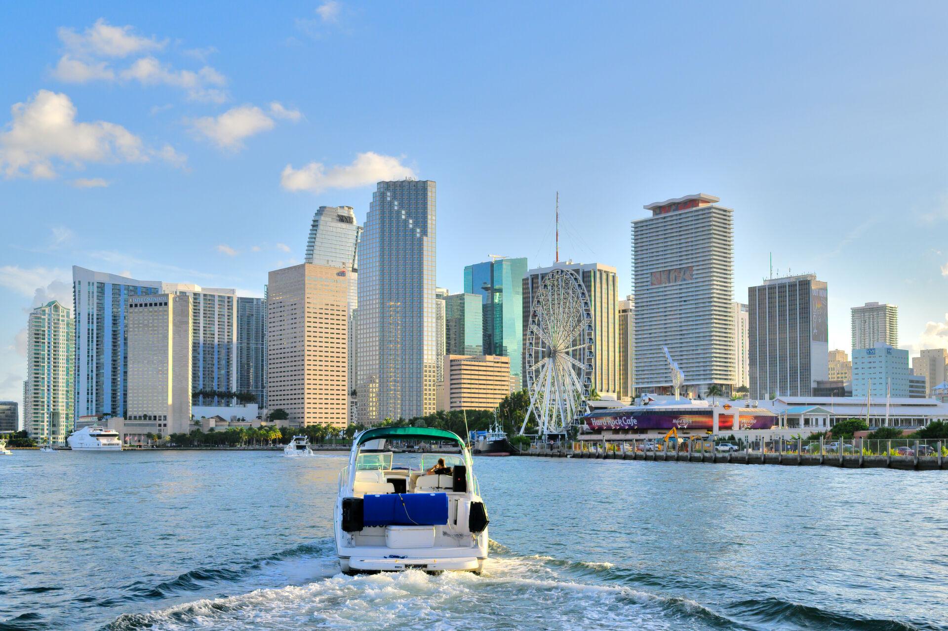 2003 Maxum 3500 SY Motor Yachts for sale - YachtWorld