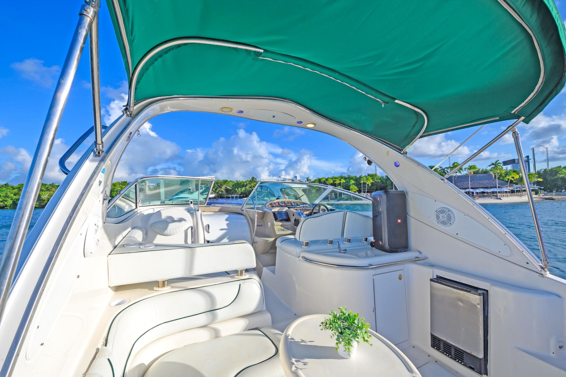 2003 Maxum 3500 SY Motor Yachts for sale - YachtWorld