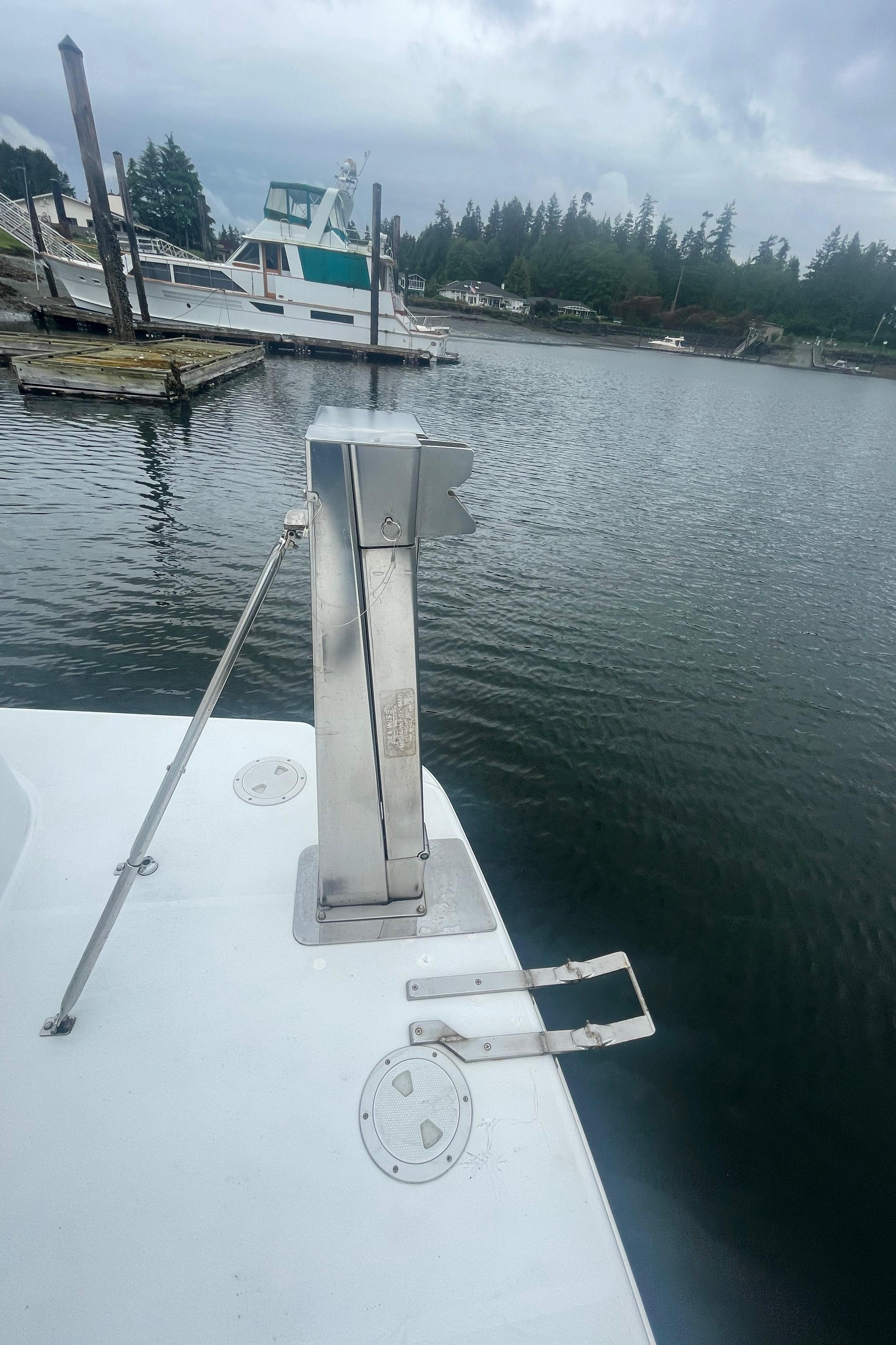 2004 Carver 564 Cockpit Motor Yacht Flybridge for sale - YachtWorld