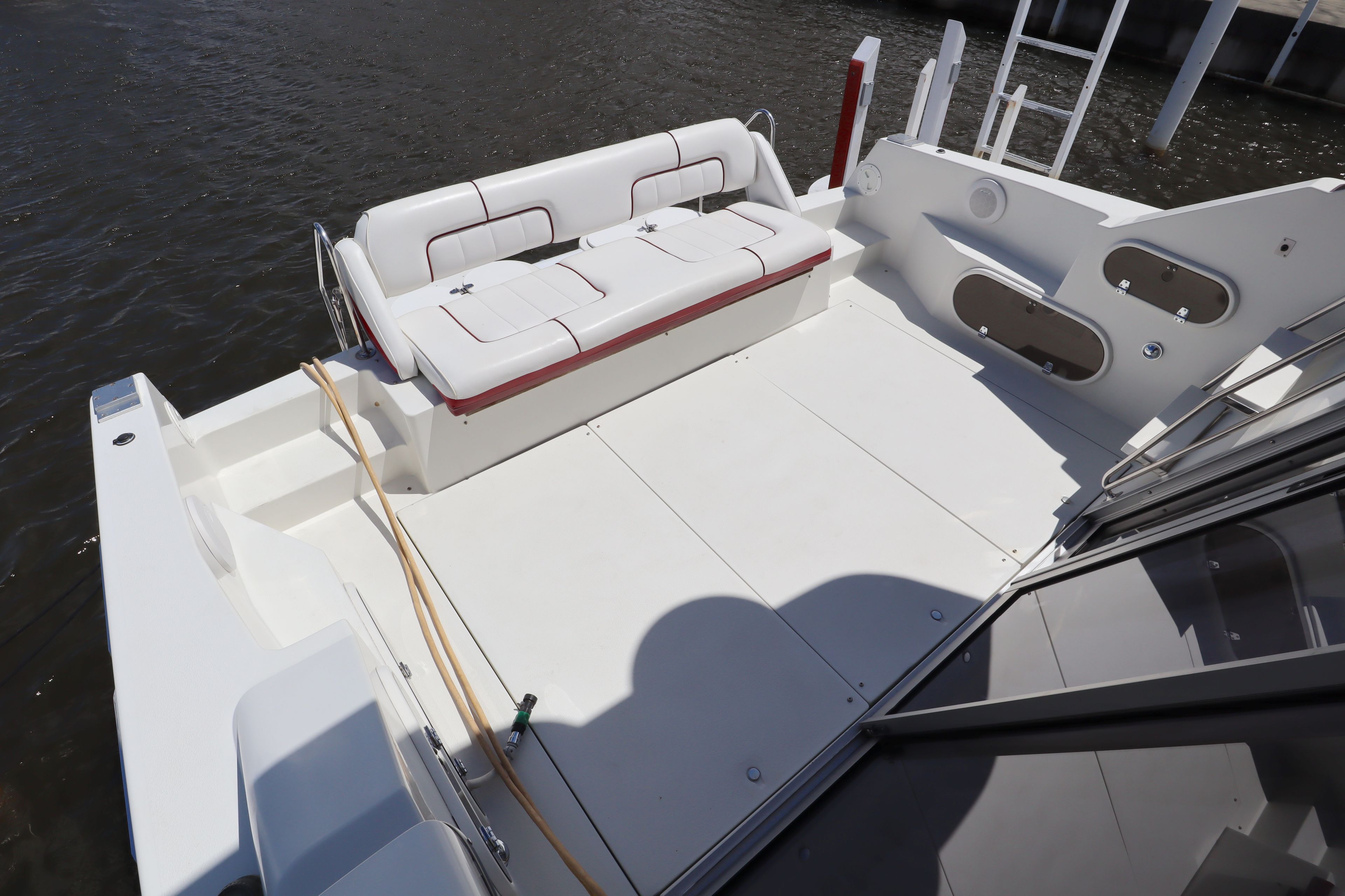 1989 Carver 34 Santego 380 - Weber Yachts