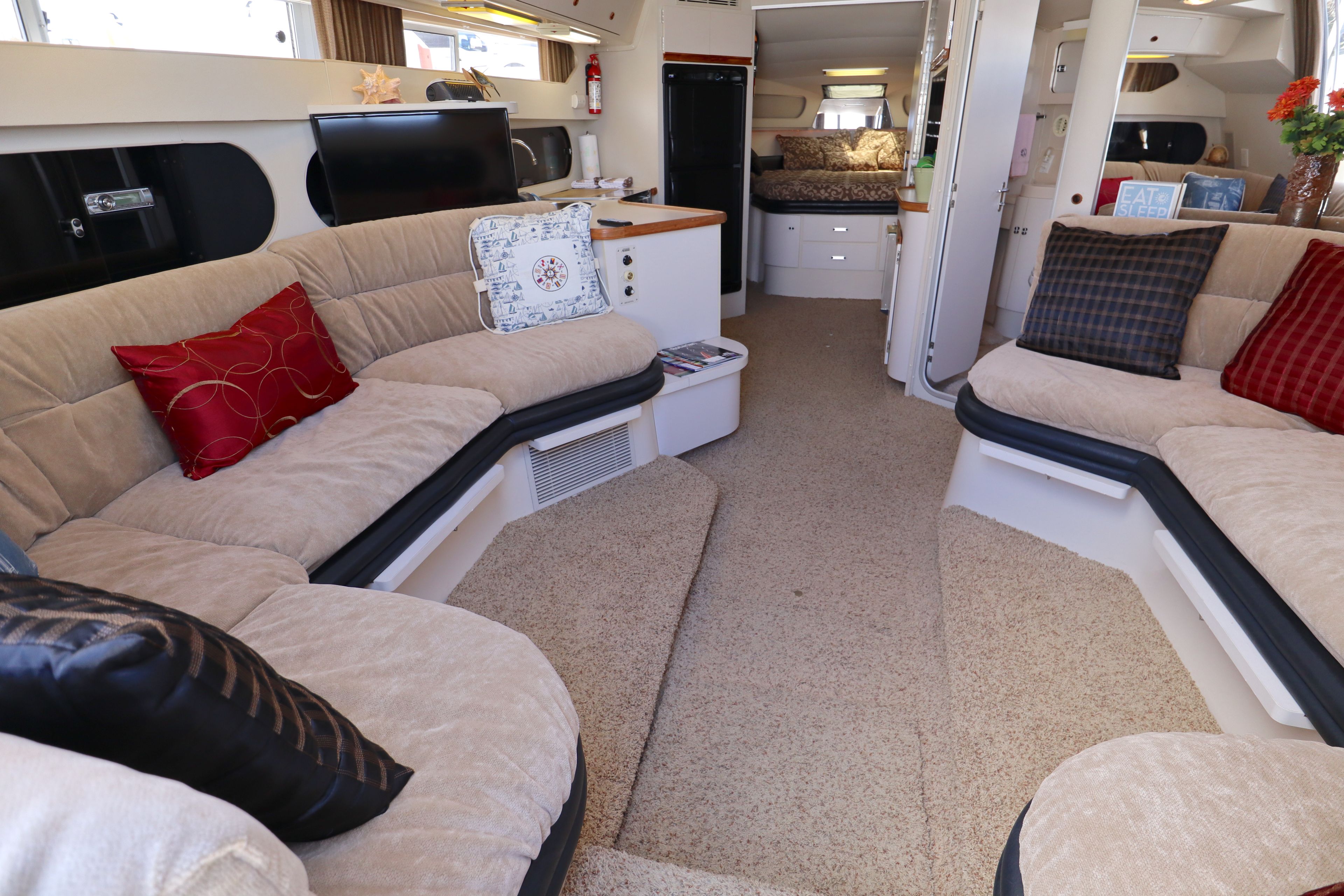 1989 Carver 34 Santego 380 - Weber Yachts