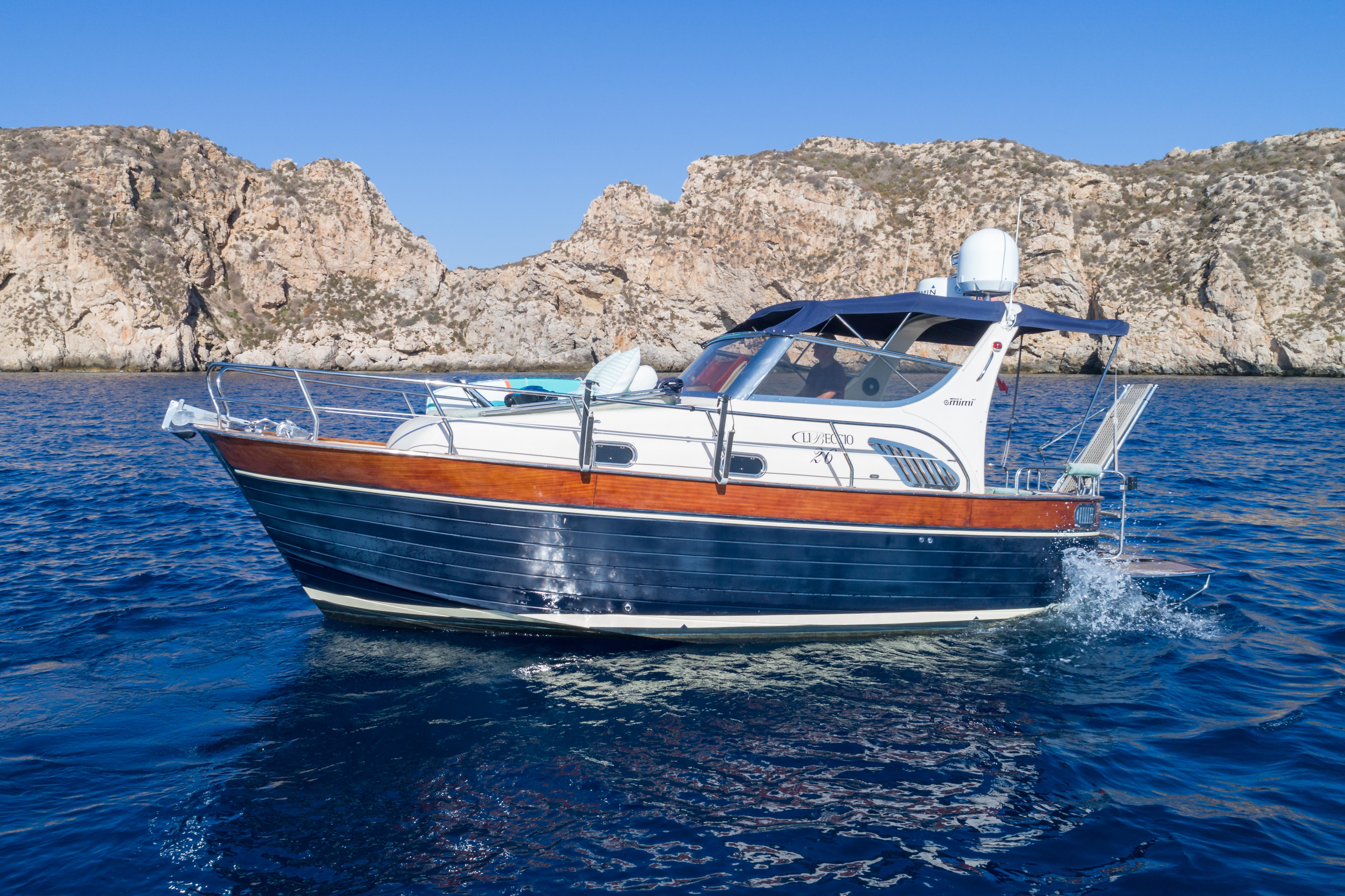 2010 Mimi Gozzo Libeccio 26 Cabin Sportboot Kaufen - YachtWorld