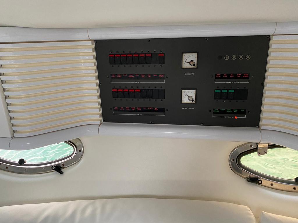 1999 Sunseeker Tomahawk 41 Expresskruisers te koop- YachtWorld