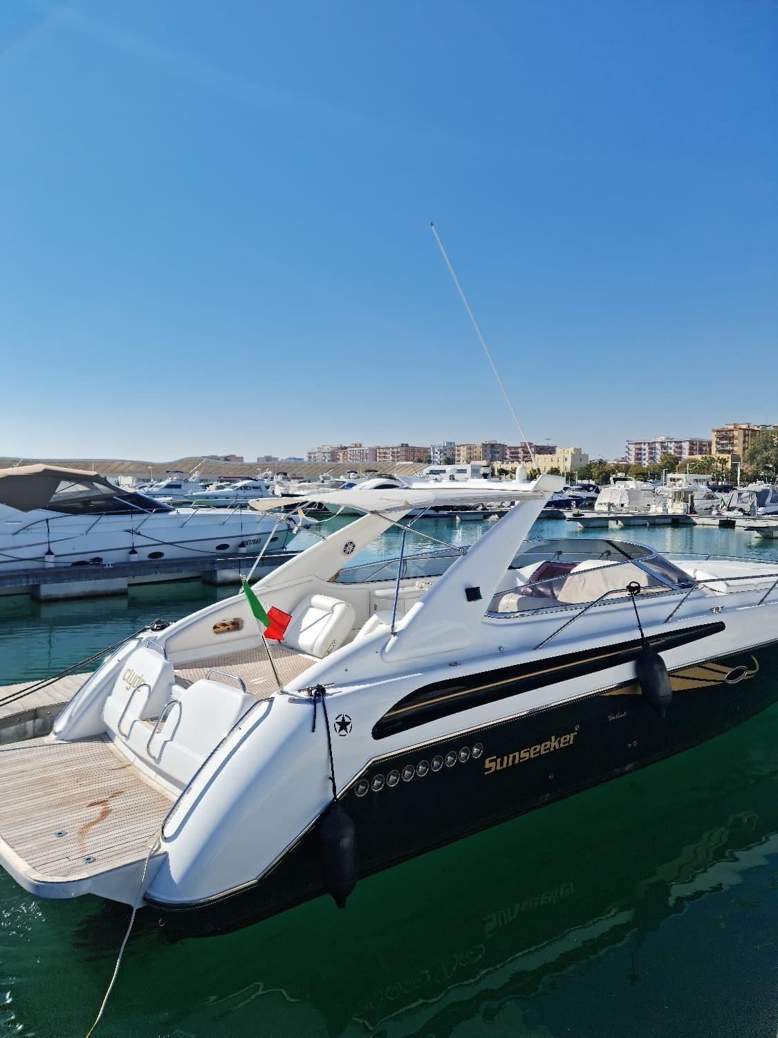 1999 Sunseeker Tomahawk 41 Expresskruisers te koop- YachtWorld