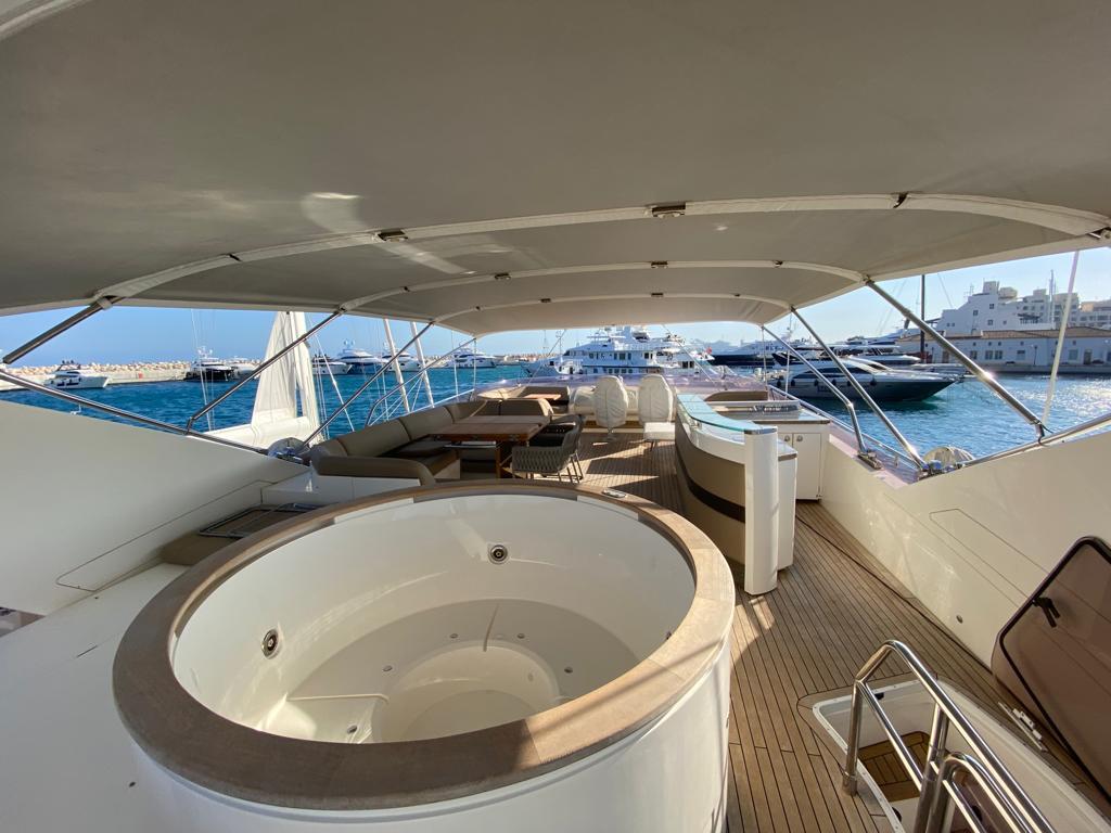 2010 Yates a motor Princess en venta - YachtWorld