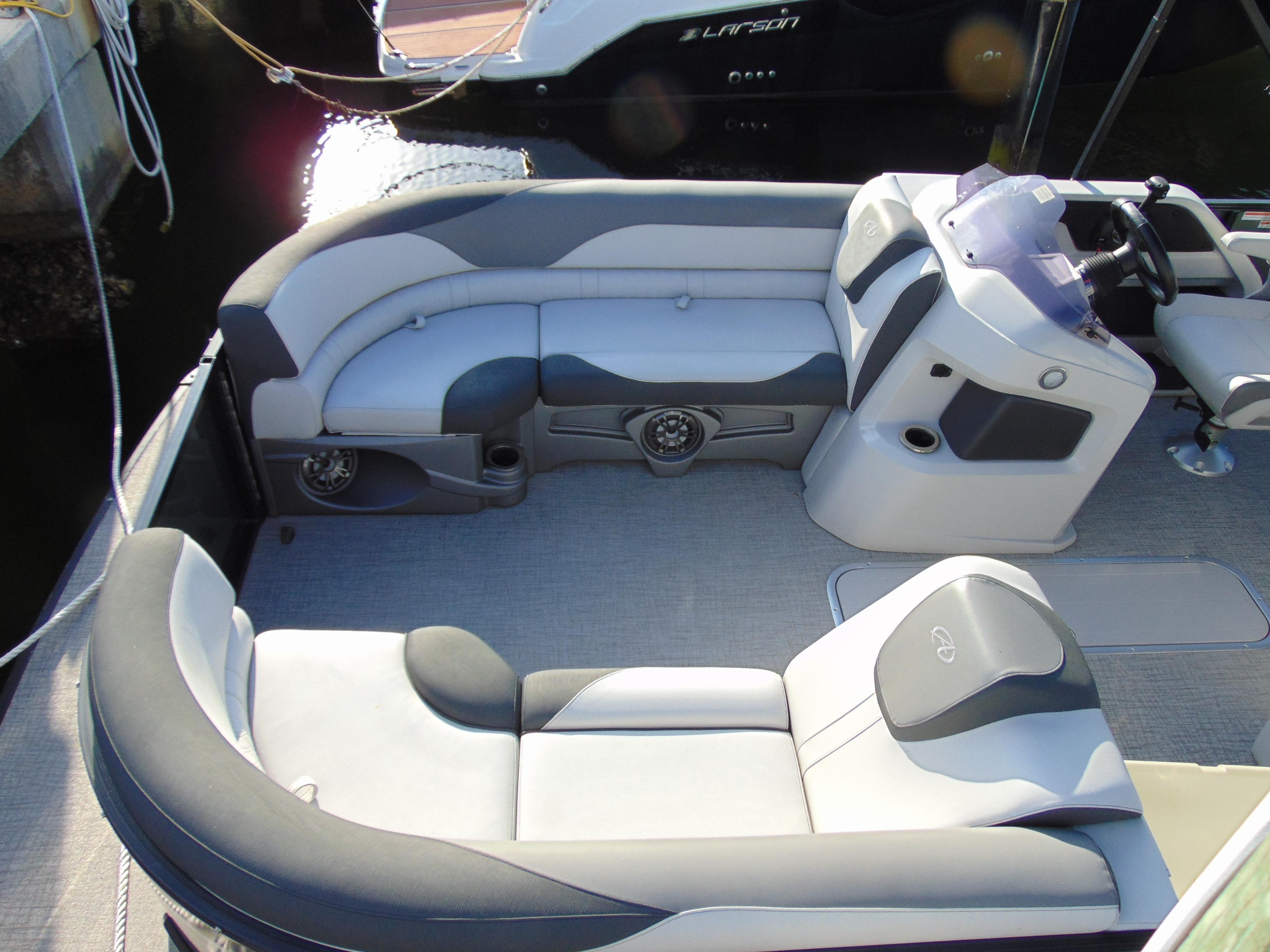 2022 Avalon LSZ Versatile Rear Lounger Pontoon for sale - YachtWorld