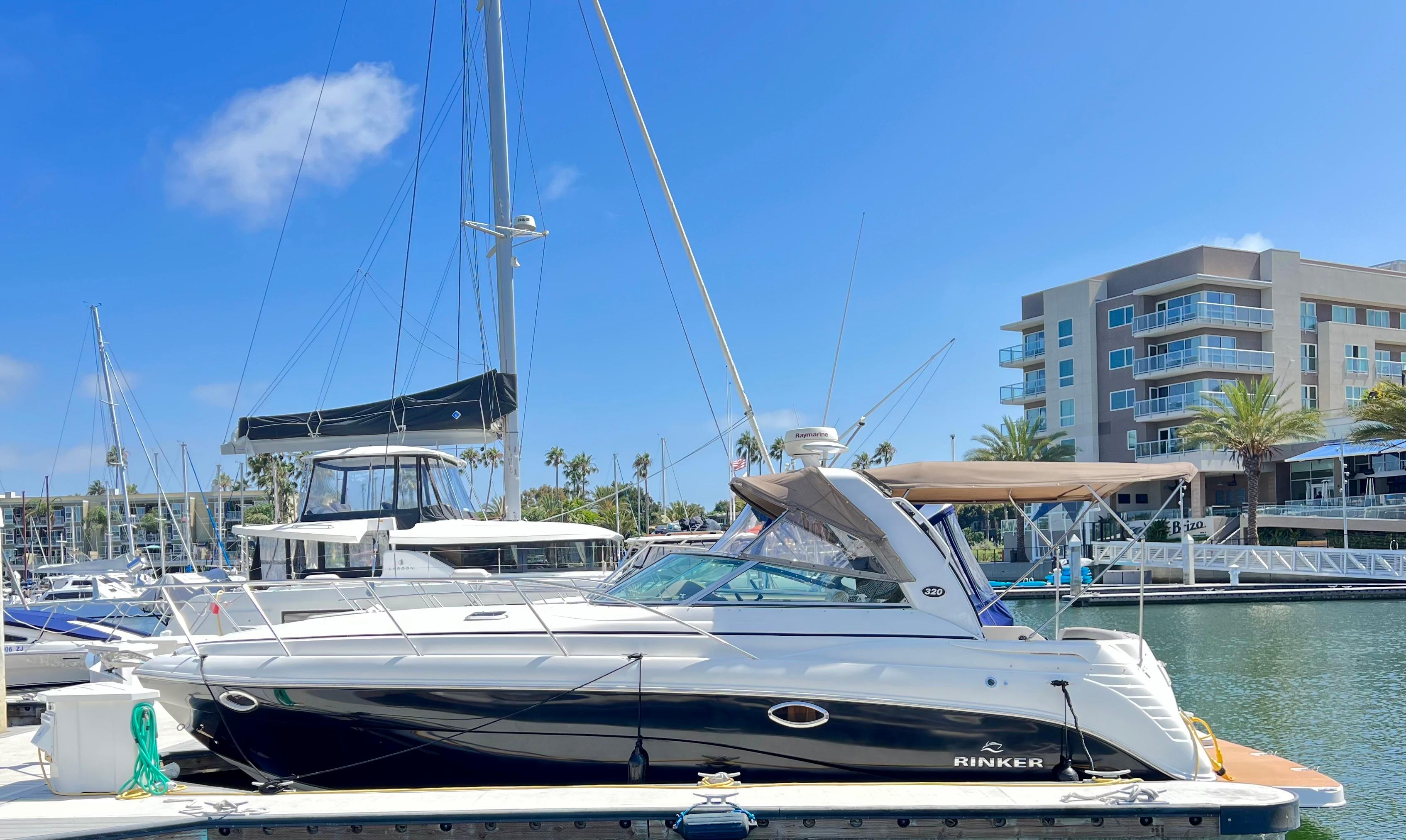2006 Rinker 320 Express Cruiser Express Cruiser for sale - YachtWorld