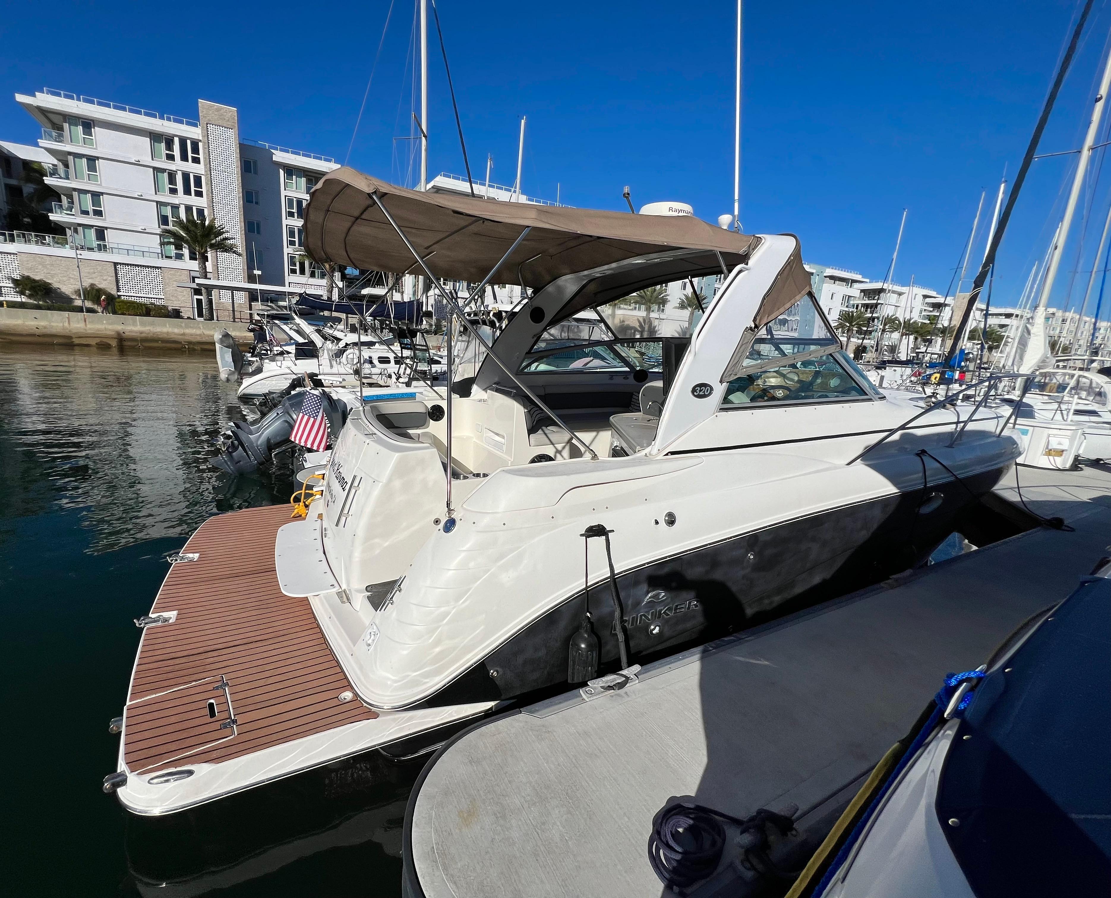 2006 Rinker 320 Express Cruiser Express Cruiser for sale - YachtWorld