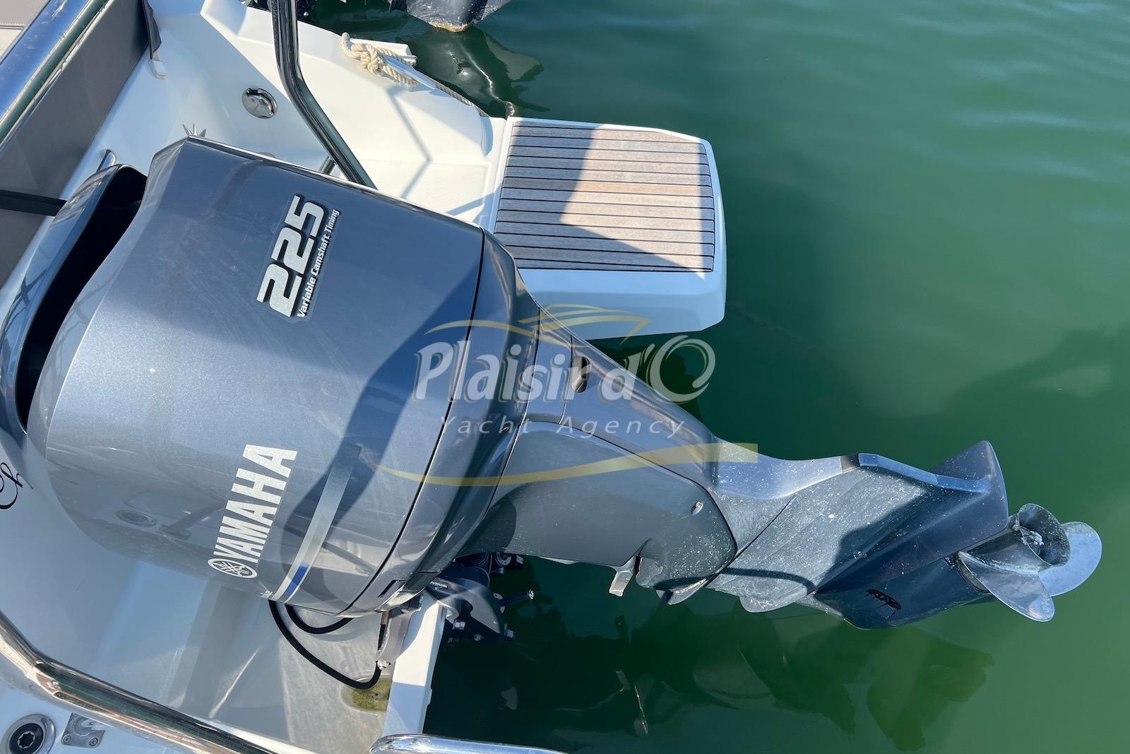 Jeanneau CAP CAMARAT 7.5 WA SERIE 3 Usate a Var ( 83 ) - iNautia