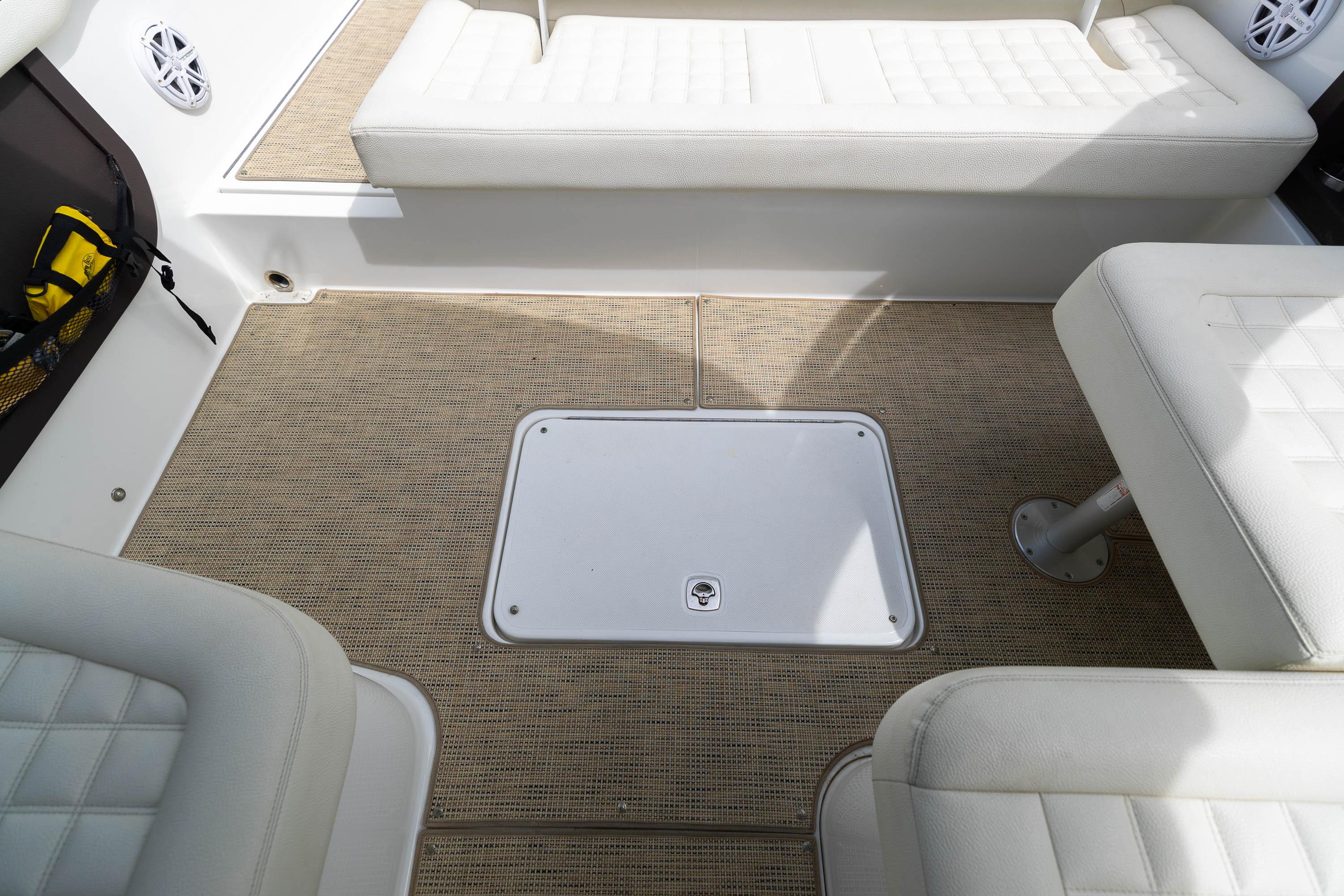 2019 Cobalt 30SC Bowrider for sale - YachtWorld