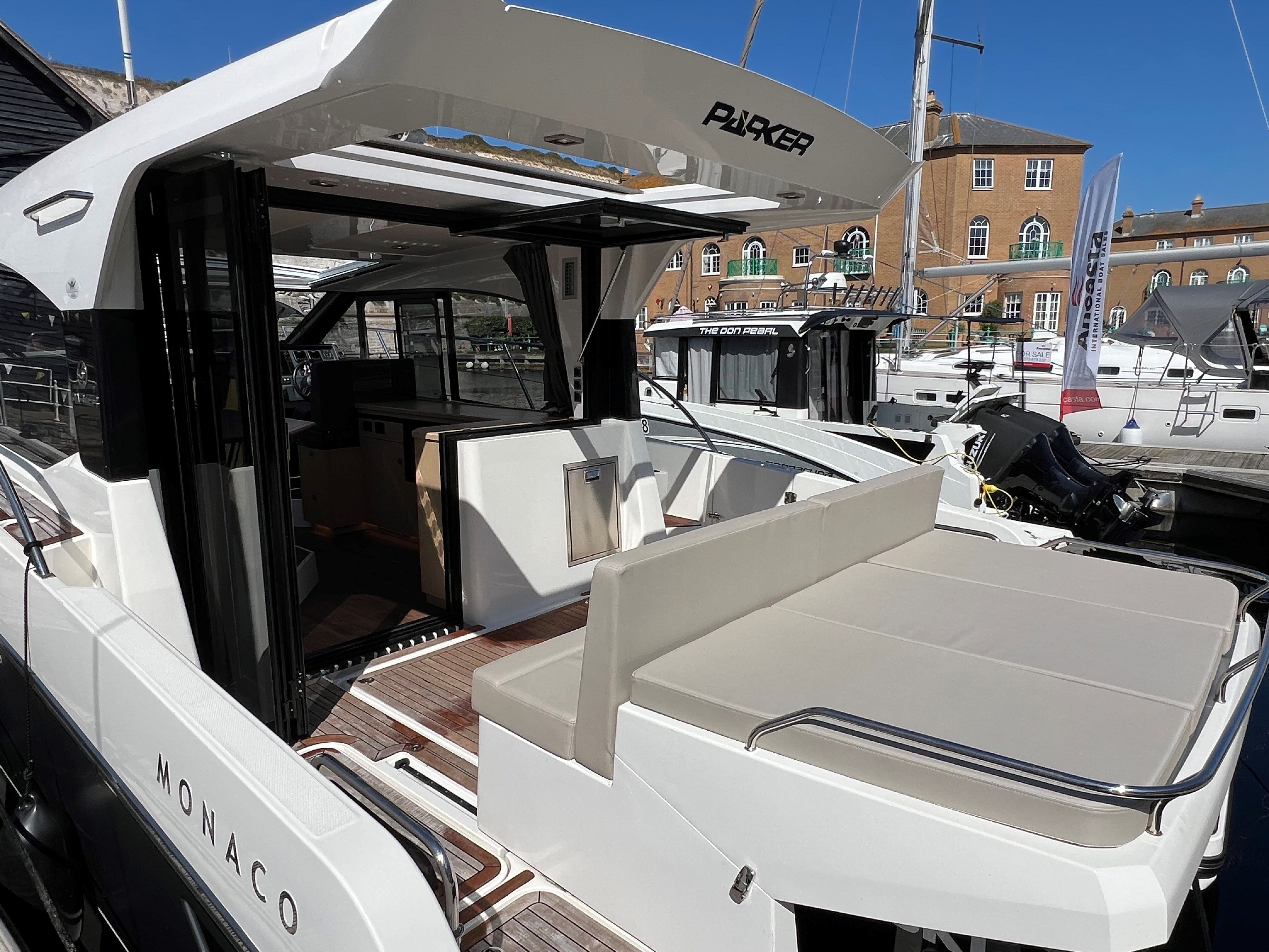Occasion 2023 Parker Monaco 110 - East Sussex | Annonces du Bateau