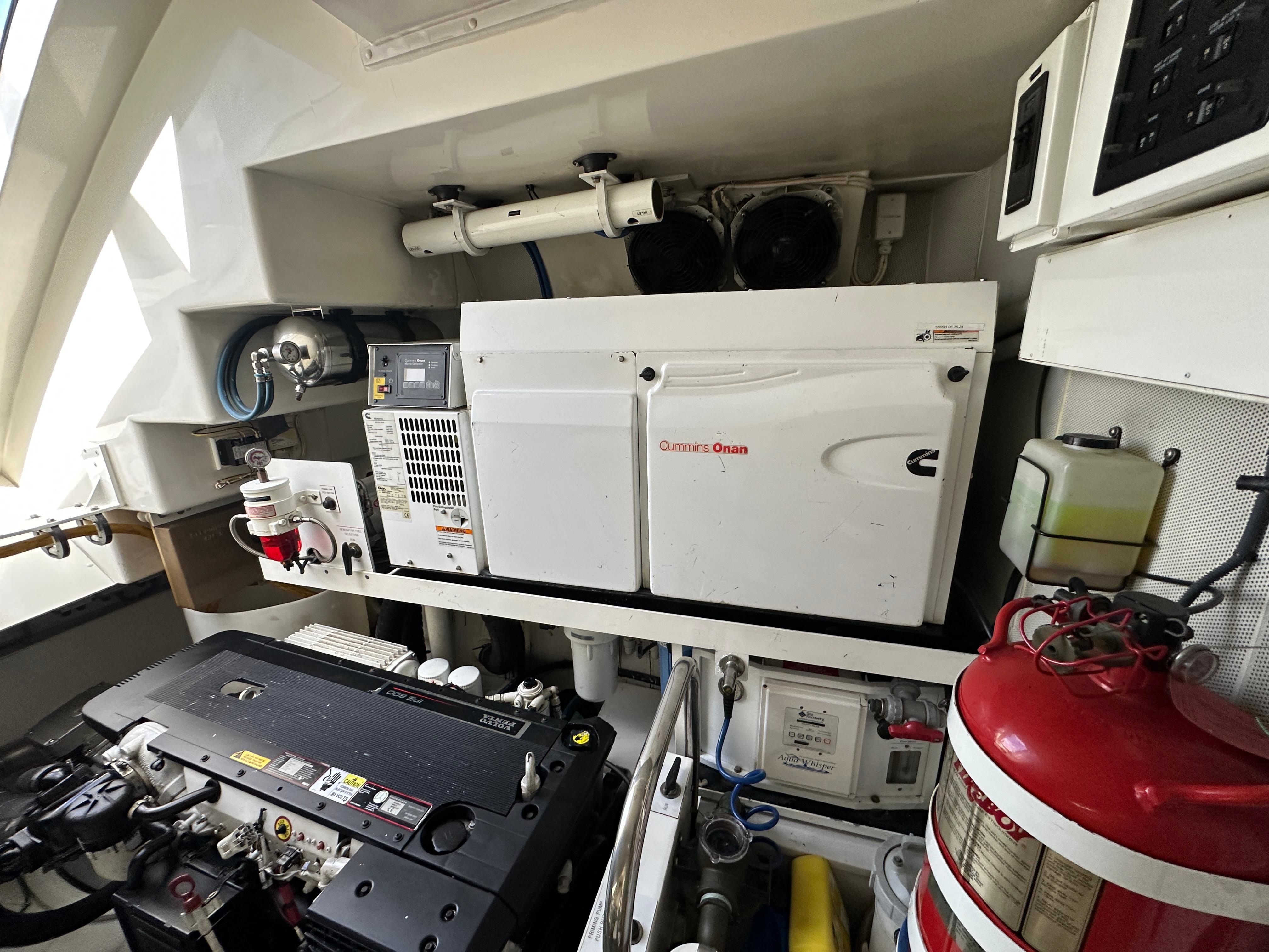 2009 Lazzara LSX 75 Motor Yachts for sale - YachtWorld