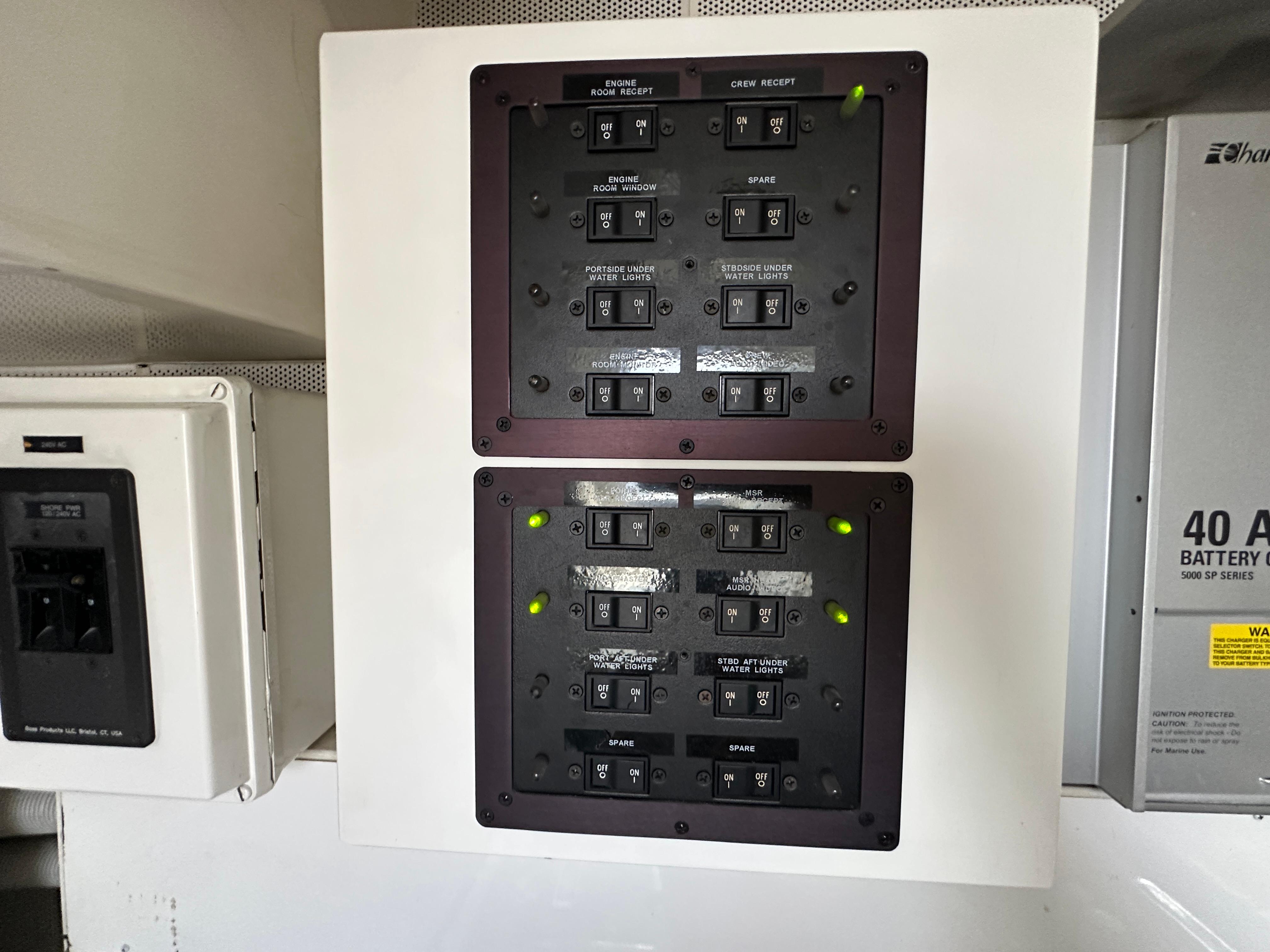 2009 Lazzara LSX 75 Motor Yachts for sale - YachtWorld