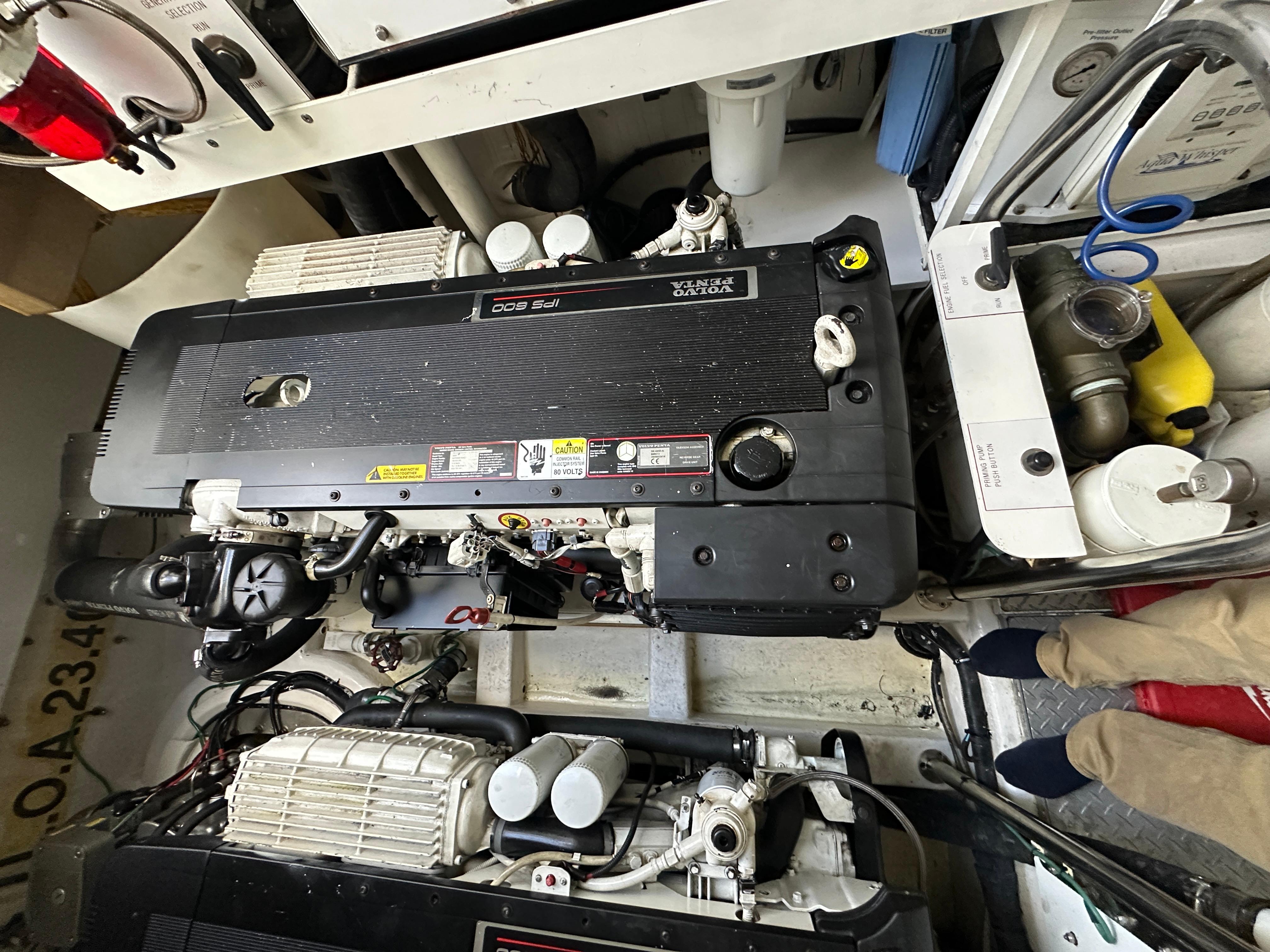 2009 Lazzara LSX 75 Motor Yachts for sale - YachtWorld