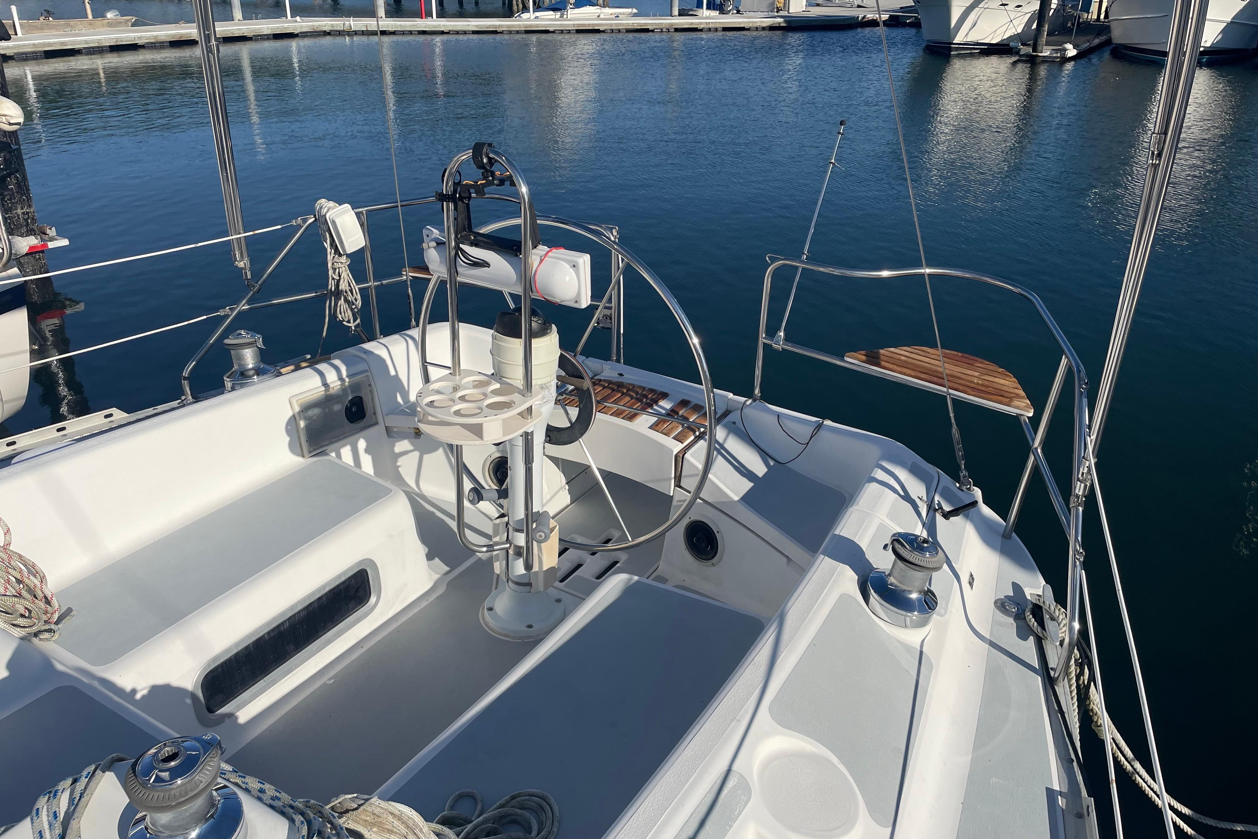 1994 Hunter Legend 37.5 Racer/Cruiser for sale - YachtWorld
