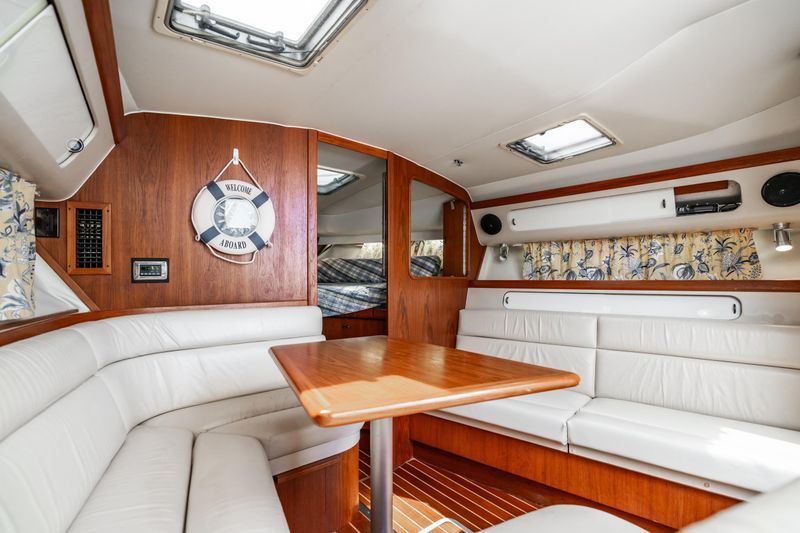 1995 Tiara Yachts 33 Open - Weber Yachts