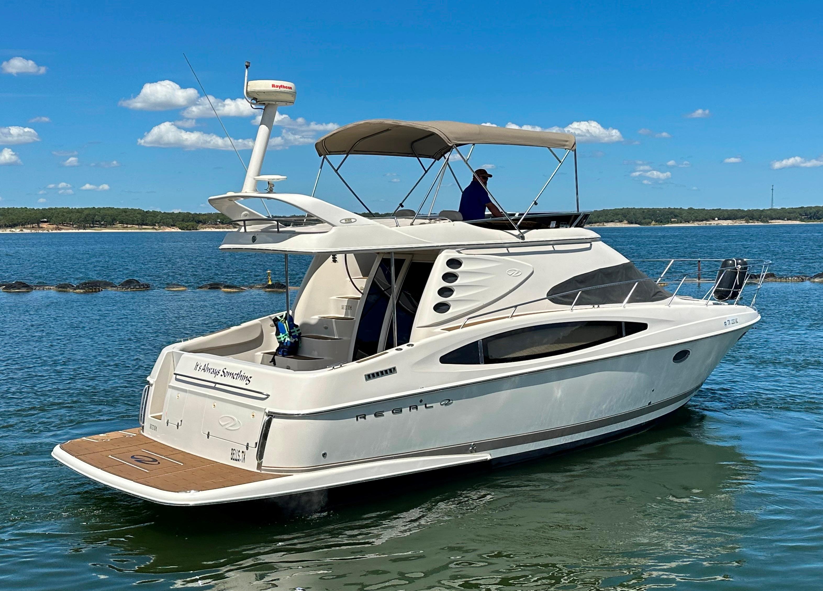 2001 Regal Commodore 3780 Flybridge for sale - YachtWorld