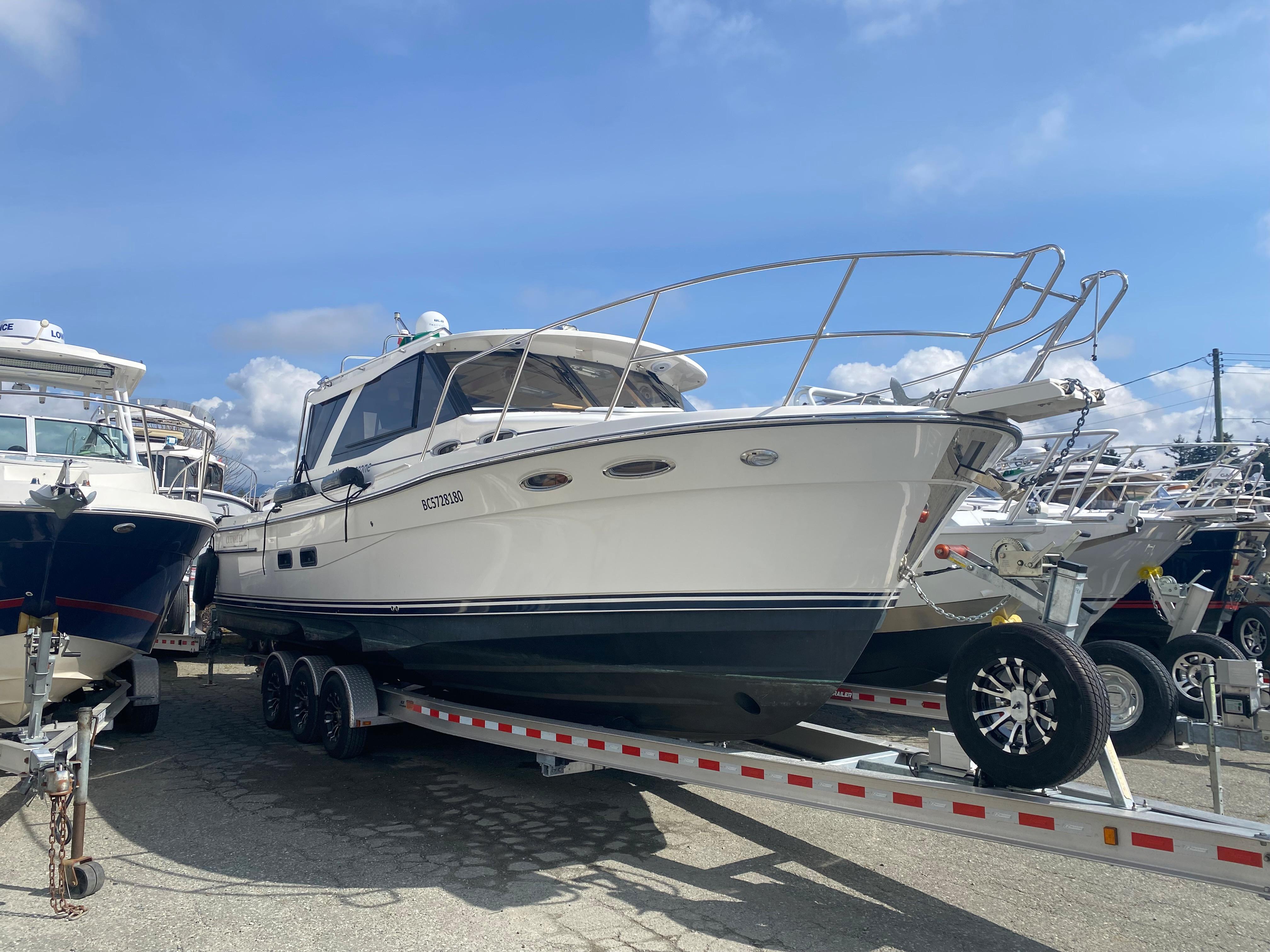 2017 Cutwater 302 Cruiser for sale - YachtWorld