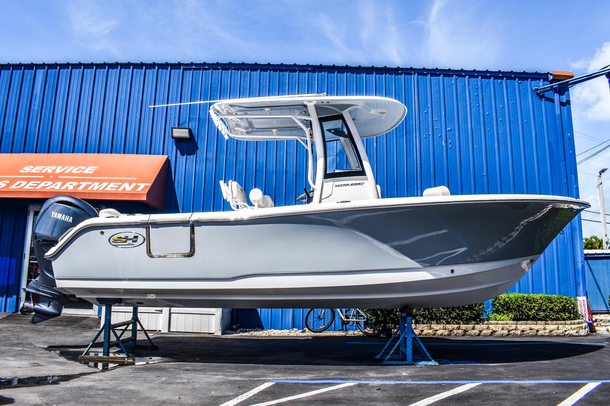 2025 Sea Hunt Ultra 235 SE Center Console Boote Kaufen - YachtWorld