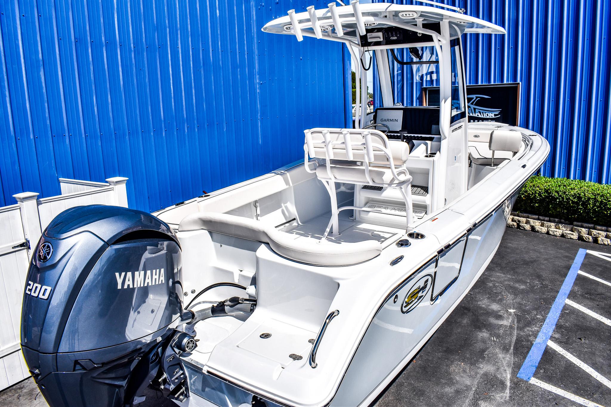 2025 Sea Hunt Ultra 235 SE Center Console Boote Kaufen - YachtWorld